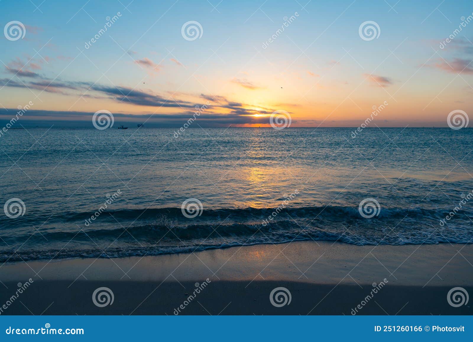 Beautiful Sunset with Pacific Water on the Summer Beach Stock Photo ...