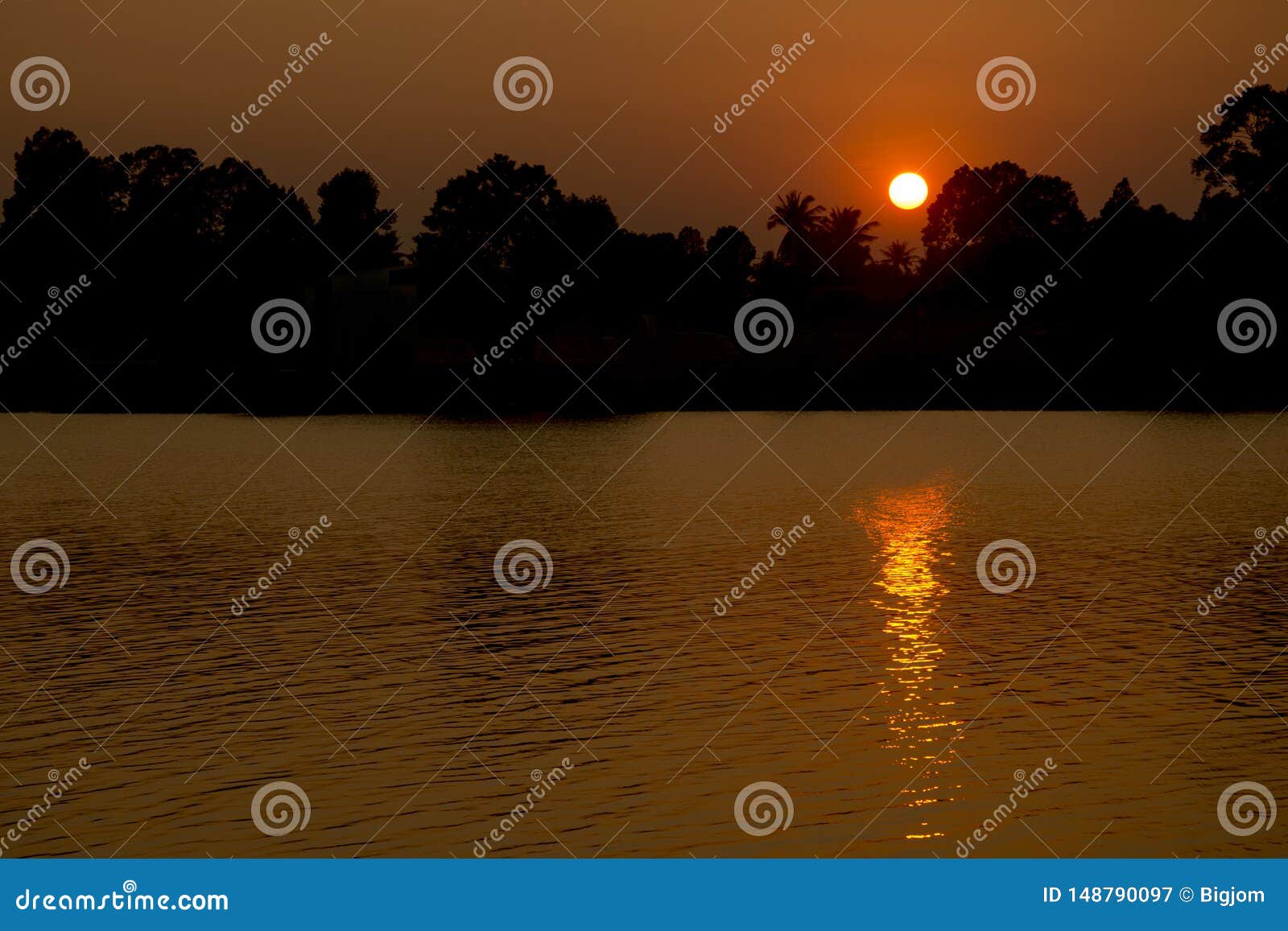 Beautiful Sunset on the River. Stock Image - Image of ocean, cloud ...