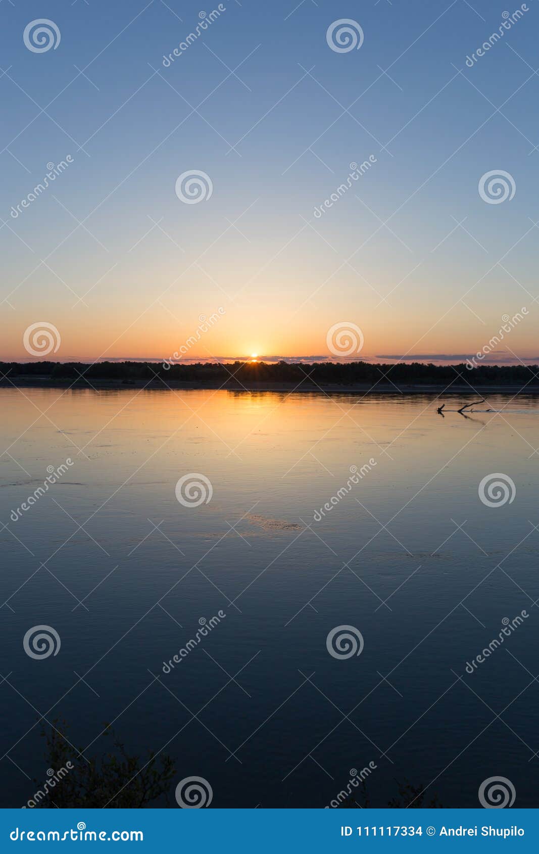 A Beautiful Sunset on the River Stock Photo - Image of dawn, sunrise ...