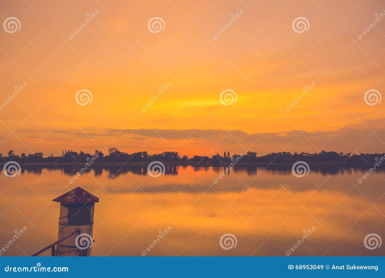 Beautiful Sunset at the River Stock Image - Image of grass, coast: 68953049