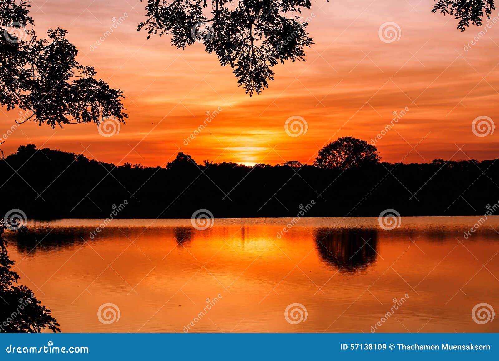 Beautiful Sunset on the River Stock Image - Image of river, park: 57138109