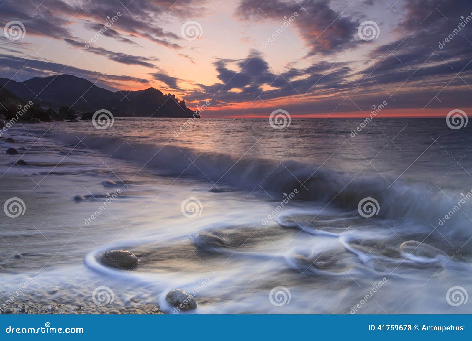Beautiful Sunset on Sea Shore Stock Photo - Image of beach, calm: 41759678