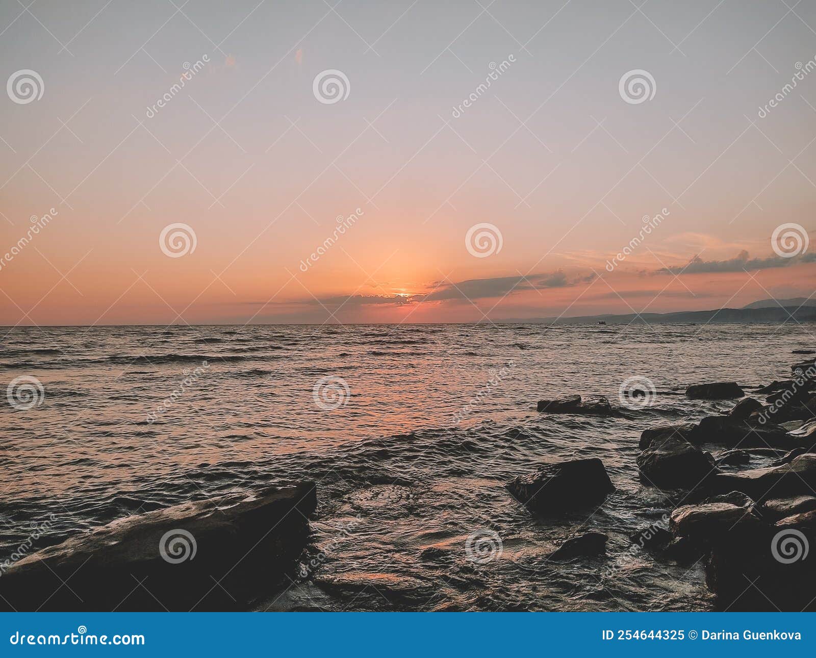 Beautiful Sunset on the Shore of the Sea Stock Image - Image of wave ...
