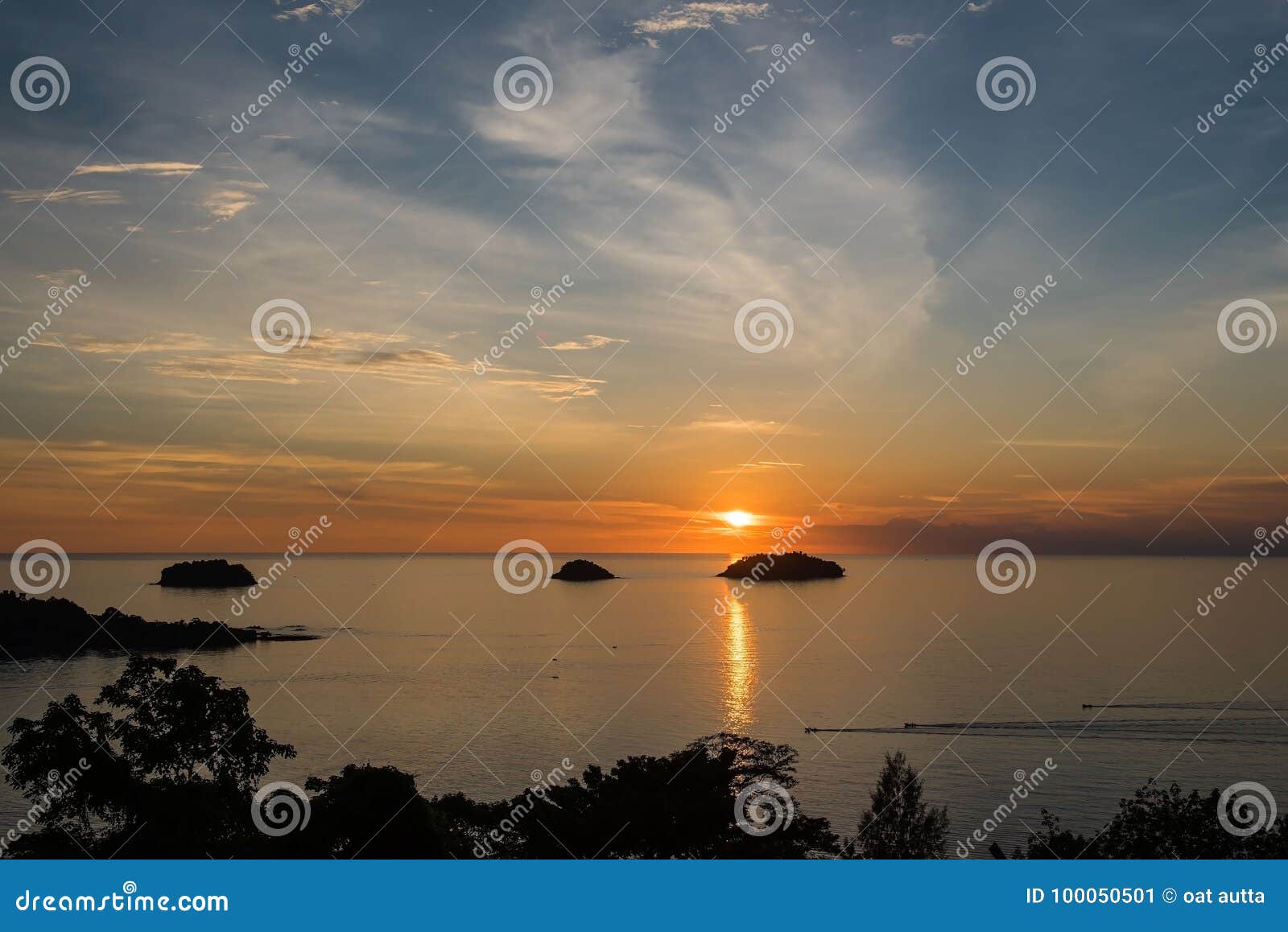 Beautiful Sunset and Sky of the Sea, Perfect Sky and Water Stock Image ...