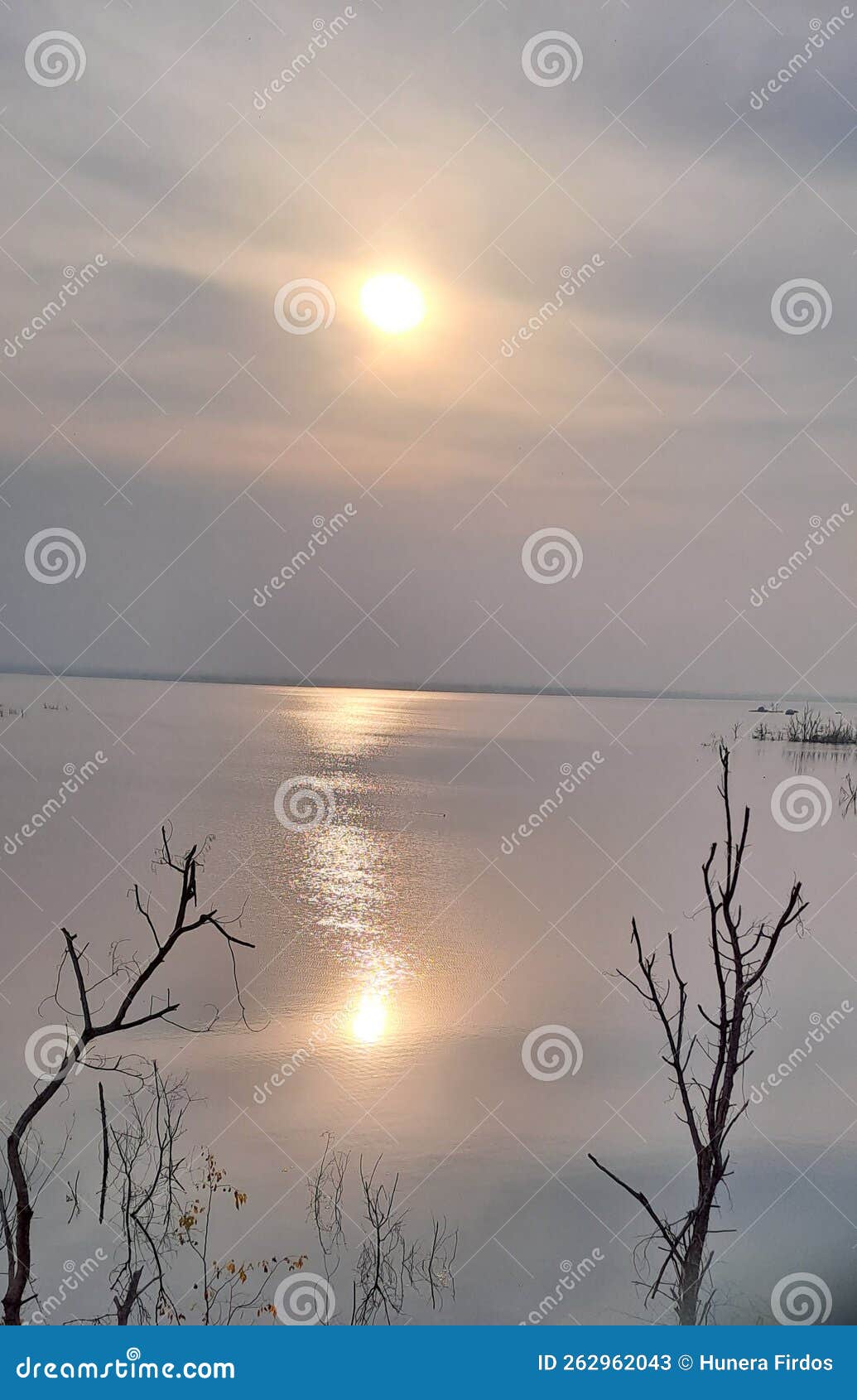 Beautiful Sunset View at Gandipet Lake Stock Image - Image of tree ...