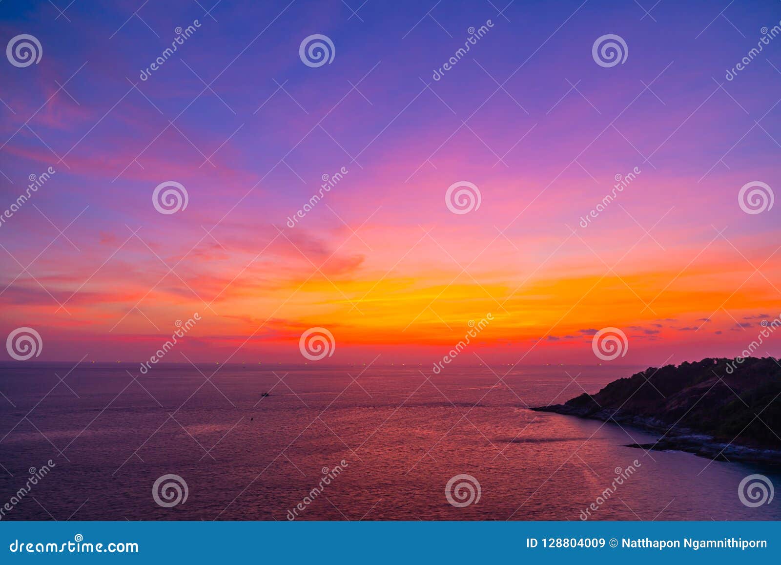 Beautiful Twilight Sunset Sky with Sea and Ocean Stock Image - Image of ...