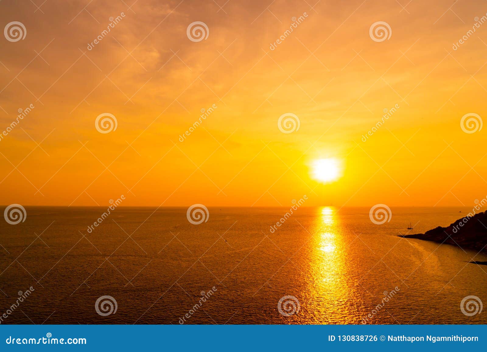 Beautiful Twilight Sunset Sky with Sea and Ocean Stock Photo - Image of ...