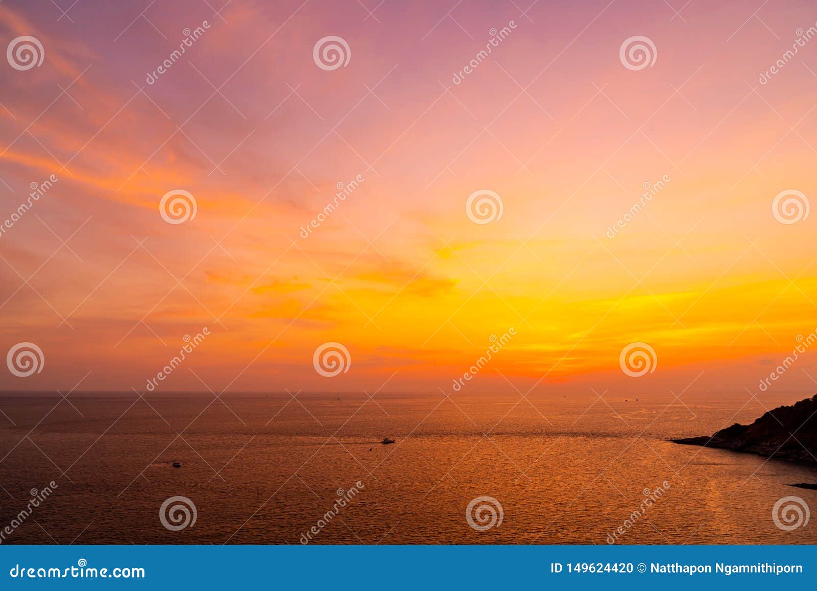 Beautiful Twilight Sunset Sky with Sea and Ocean Stock Photo - Image of ...