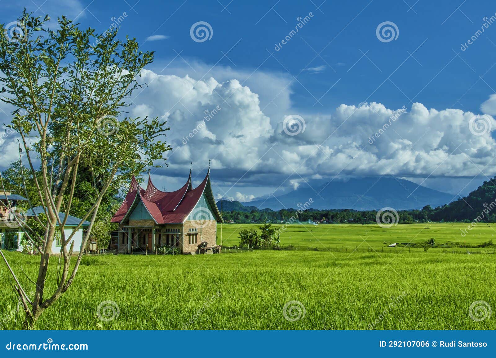 A Beautiful View with the Backdrop of Mount Marapi. West Sumatra ...