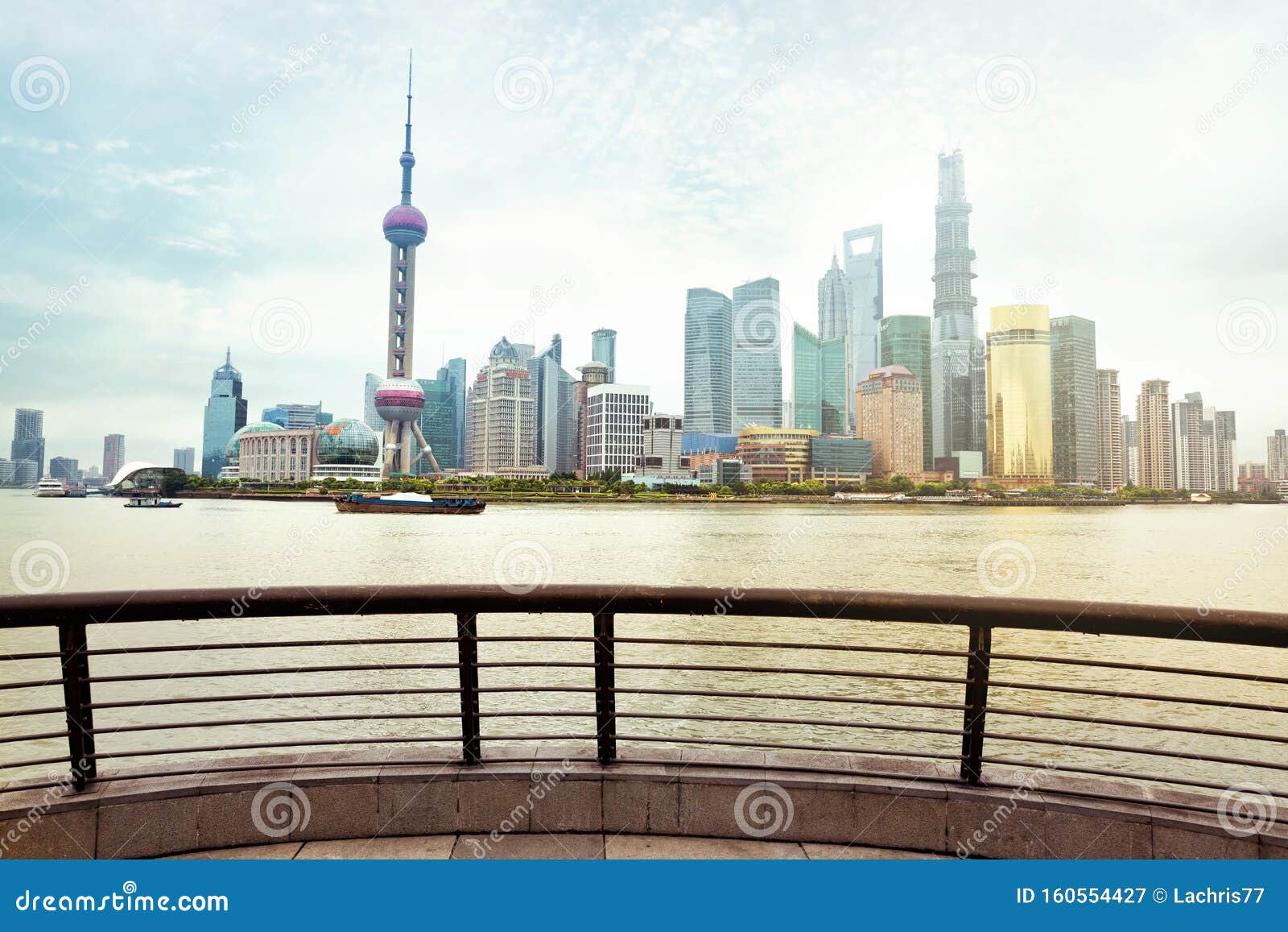 The Beautiful View of the Bund in Shanghai Editorial Photography ...