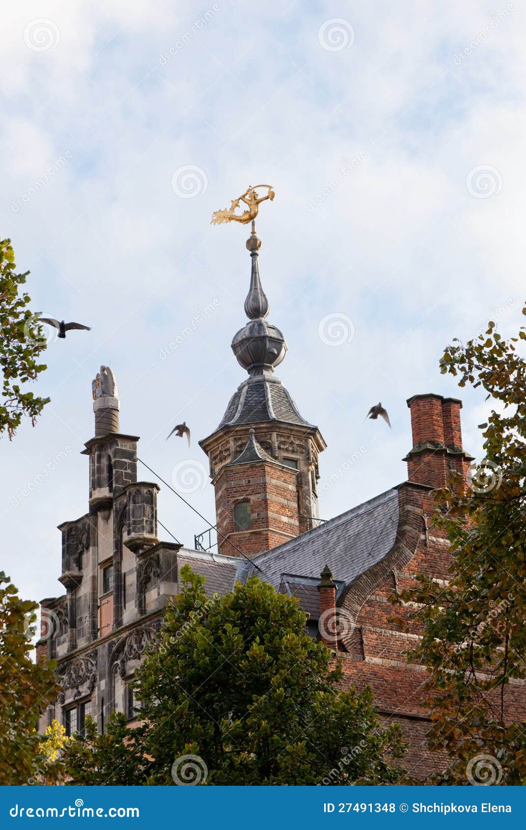 Beautiful view of Delft stock photo. Image of houses - 27491348