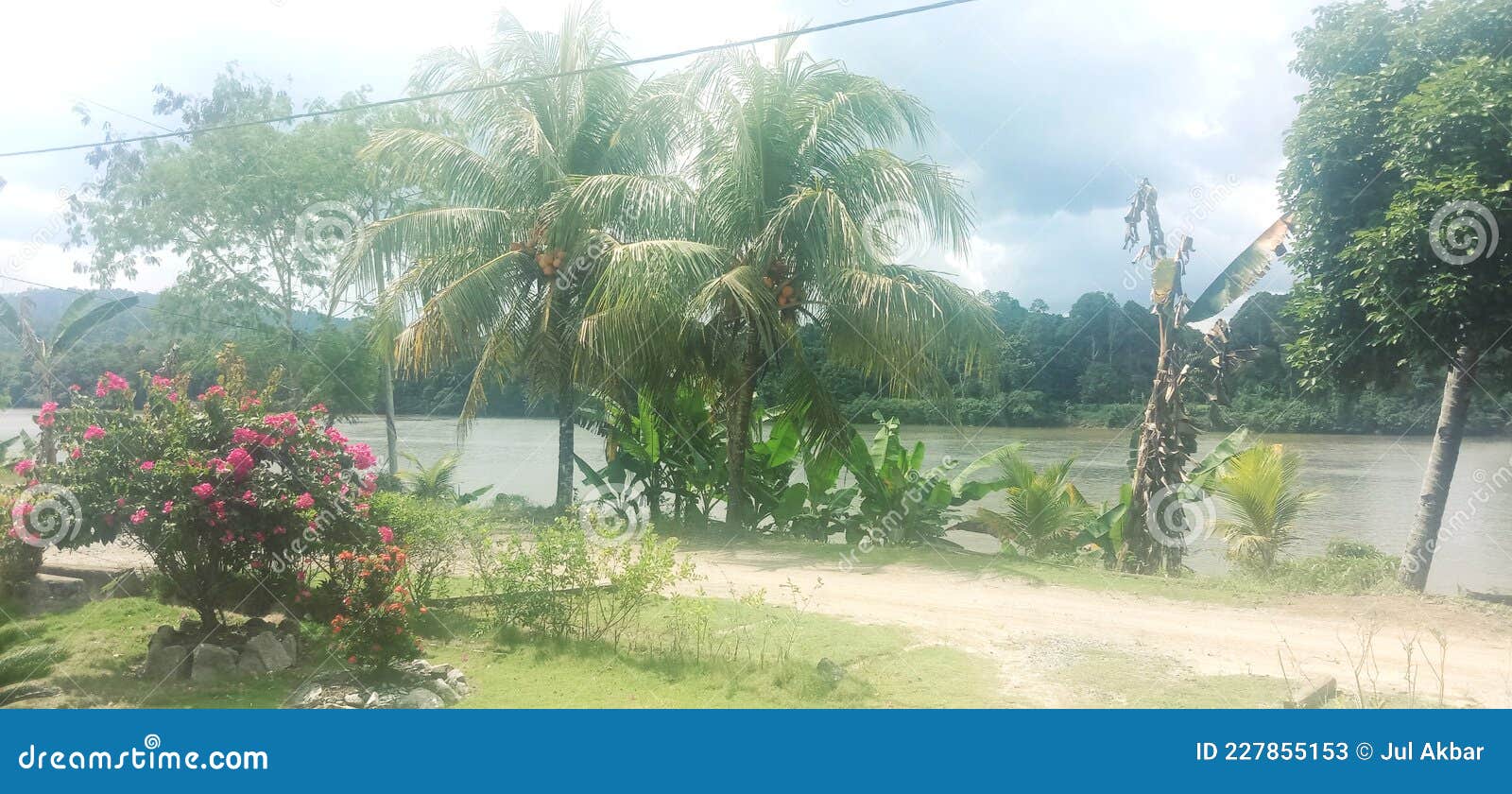Beautiful View on the Kayan River Stock Image - Image of savanna, crop ...