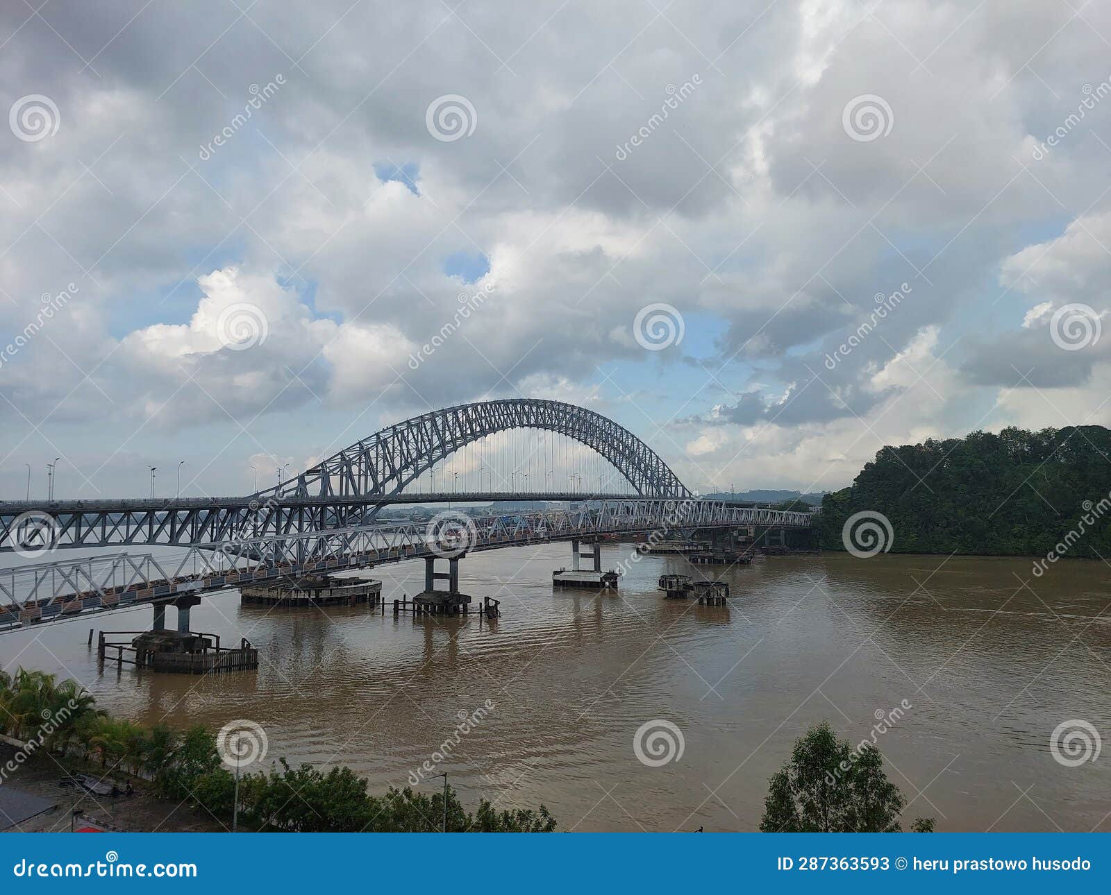 Beautiful View and Mahakam River Bridge Stock Image - Image of bridge ...