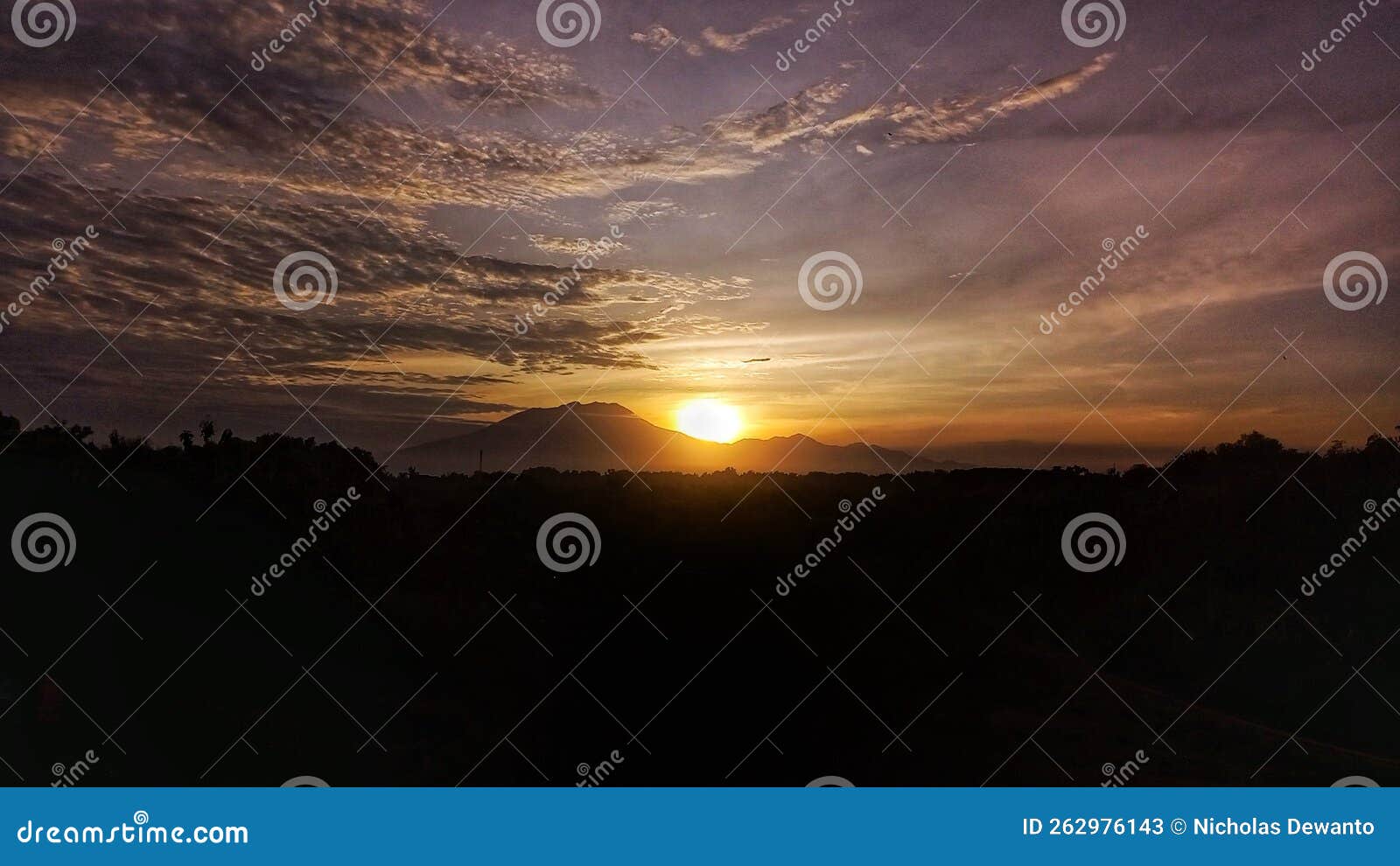 Beautiful View of the Sunrise between the Mountains Stock Image - Image ...
