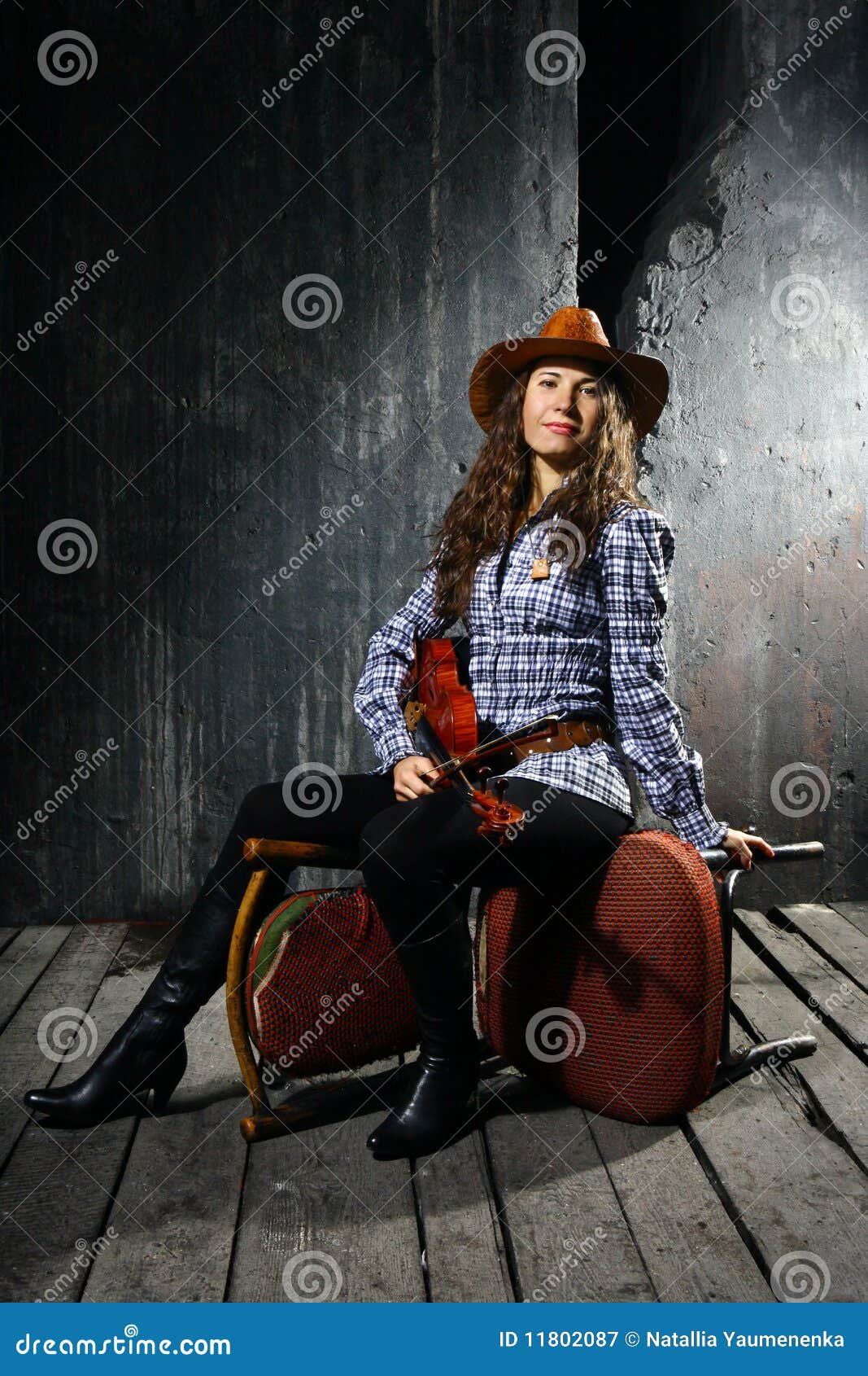 Beautiful Violinist Musician Stock Image - Image of country, brim: 11802087