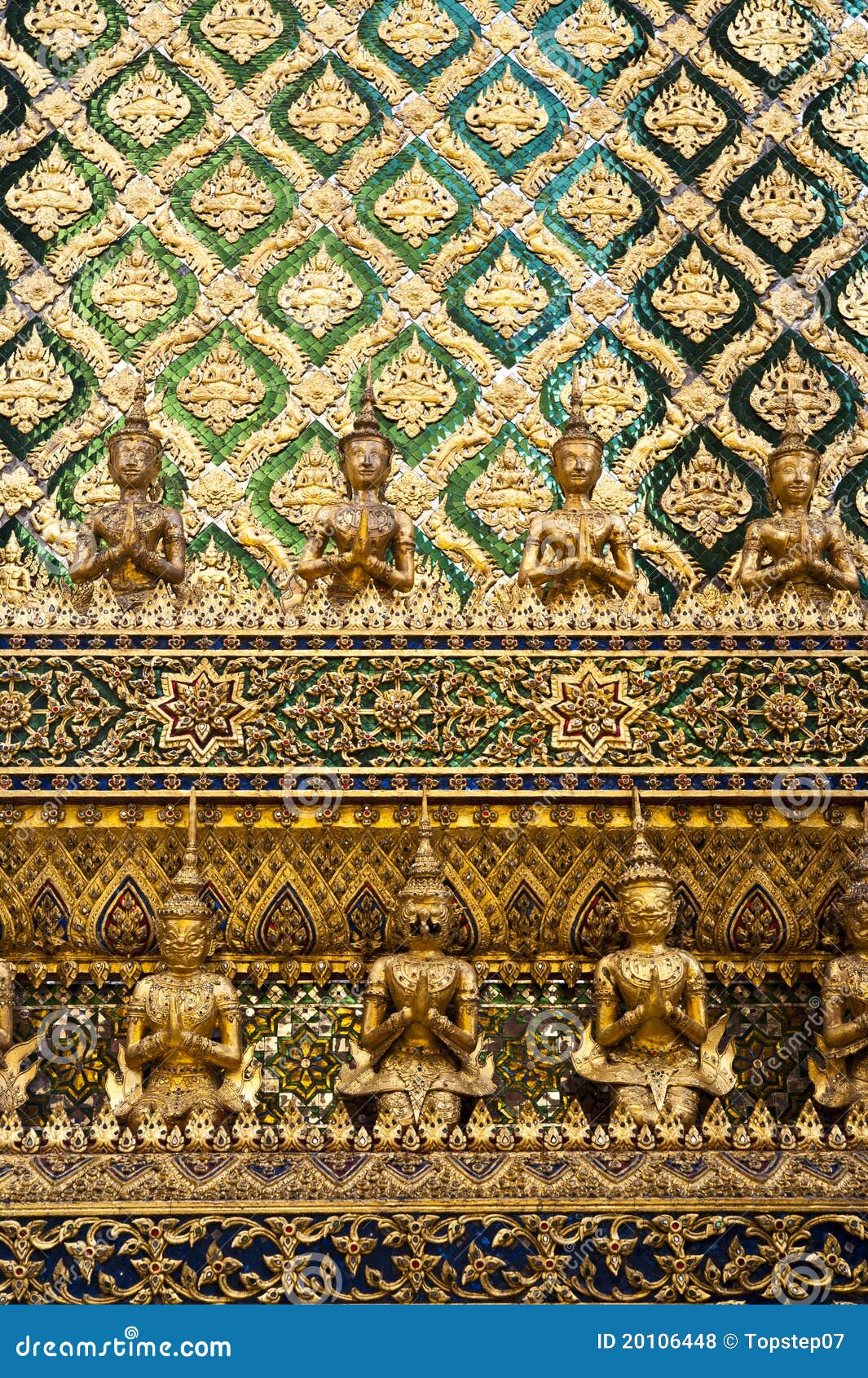 Beautiful wall of palace stock photo. Image of circle - 20106448