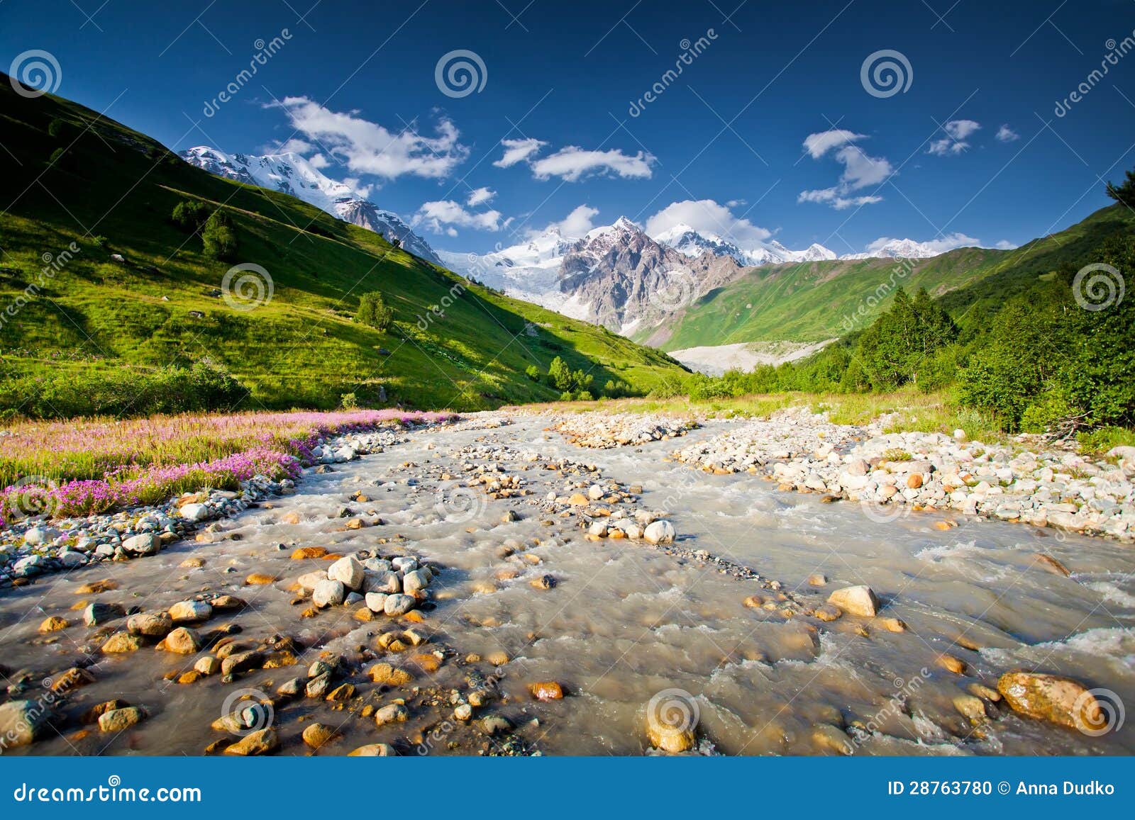 Beautiful walley stock photo. Image of autumn, green - 28763780