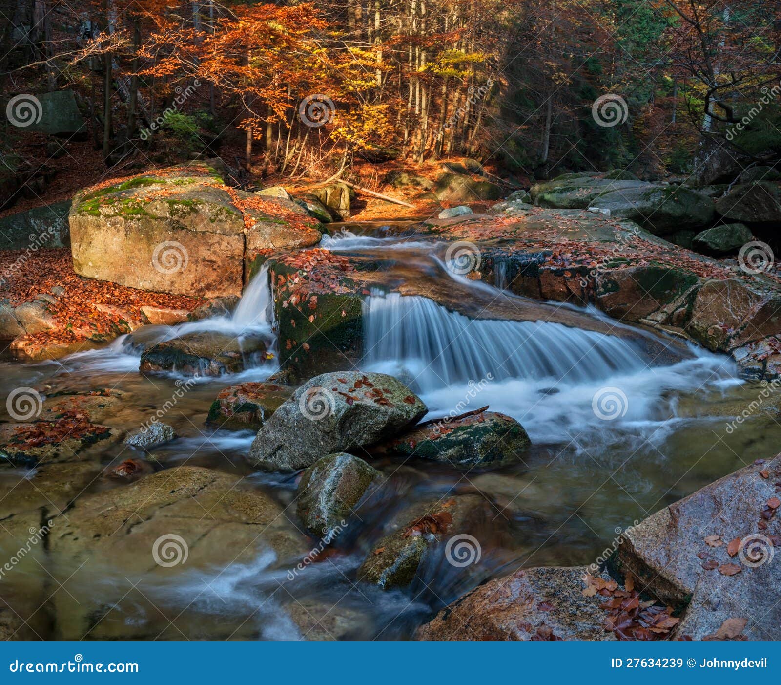 Beautiful Waterfall stock image. Image of autumn, creek - 27634239