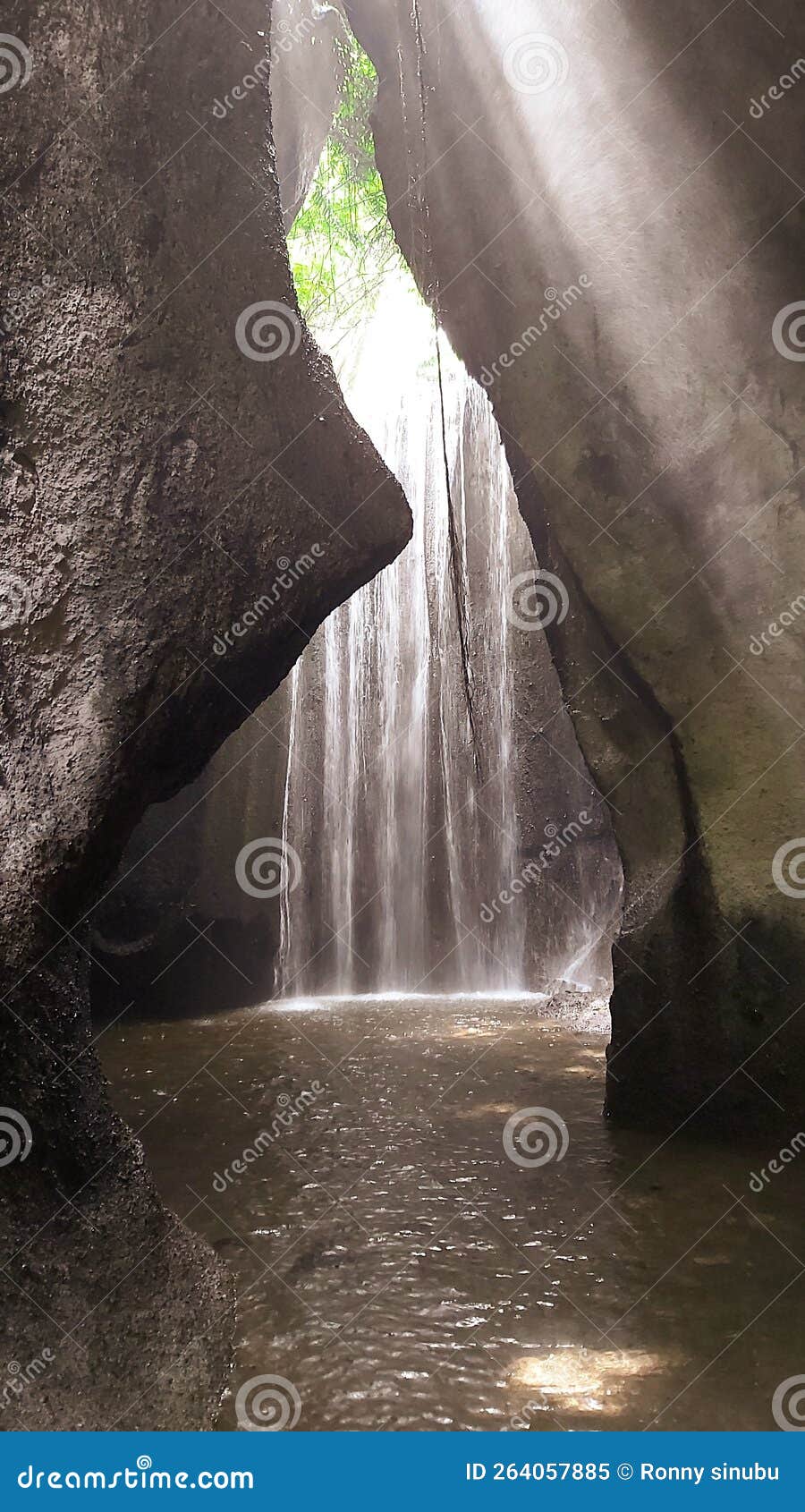 Beautiful Waterfall between Two Big Rocks Stock Image - Image of rocks ...