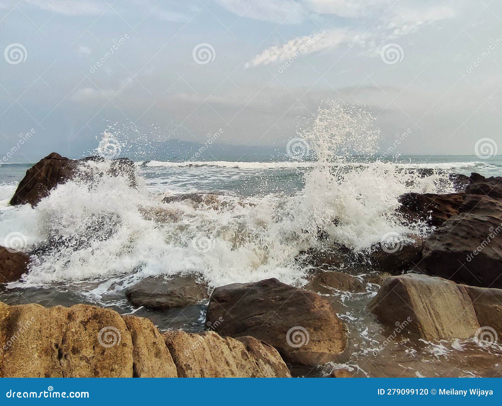 Beautiful Wave Splashes at the Beach Stock Photo - Image of beach ...