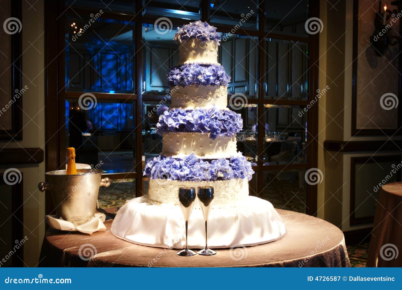 Beautiful Wedding Cake at a Wedding Reception Stock Image - Image of ...