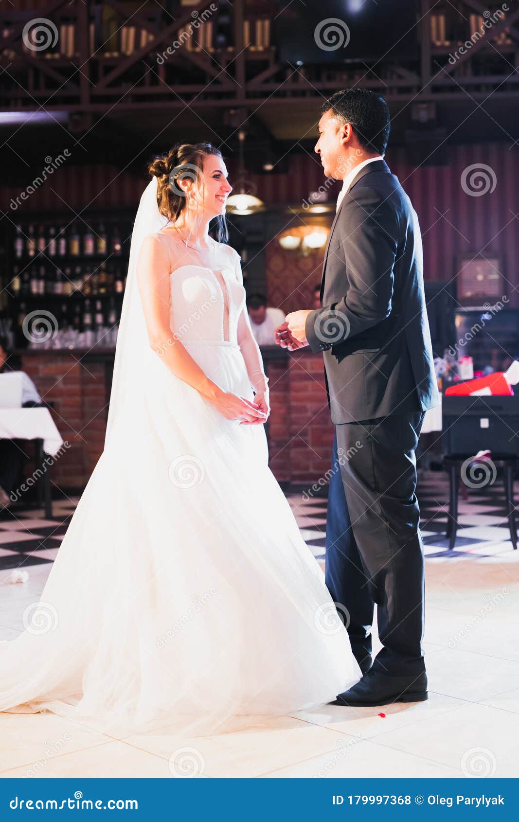 Beautiful Wedding Couple Just Married and Dancing Their First Dance ...