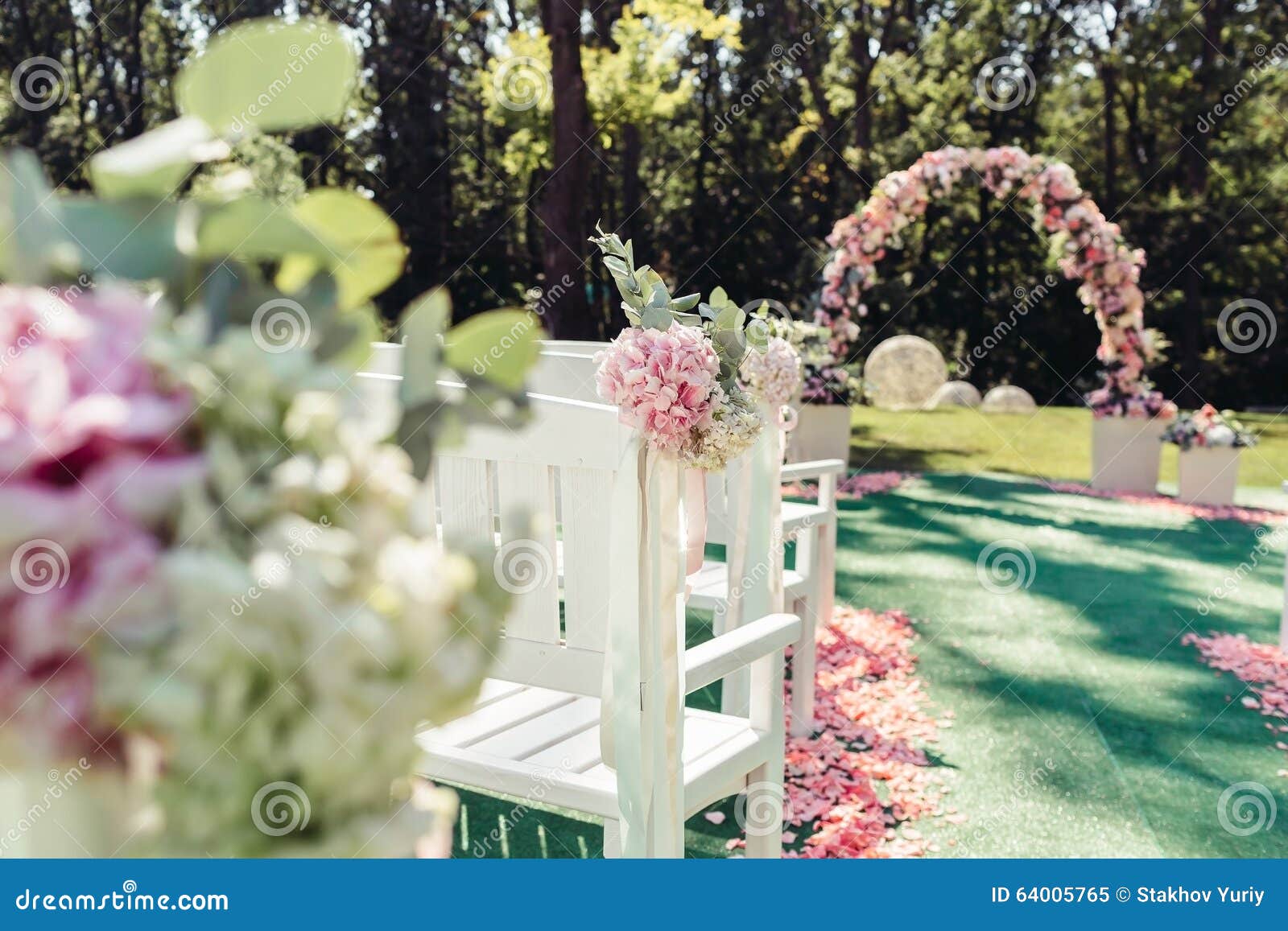 Beautiful Wedding Set Up in a Garden Stock Image - Image of flower ...