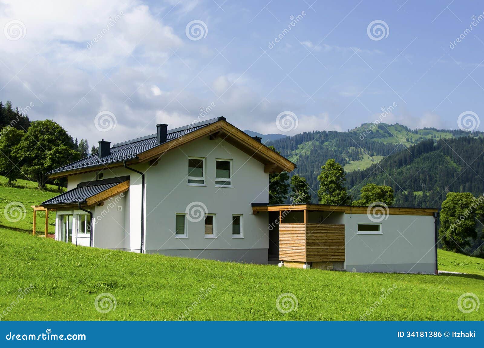 Beautiful White House in Austrian Alps Stock Photo - Image of forest ...
