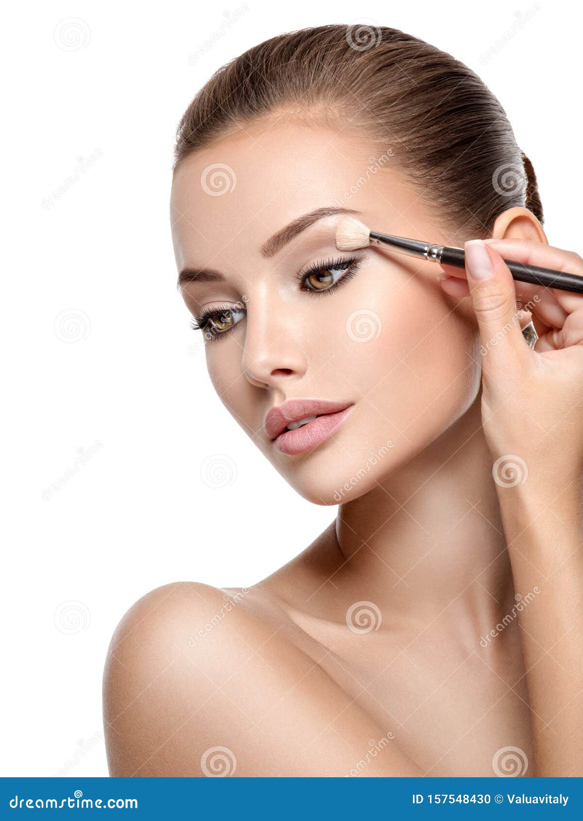 Beautiful Woman Applying Eyeshadow Use Makeup Brush Stock Photo - Image ...