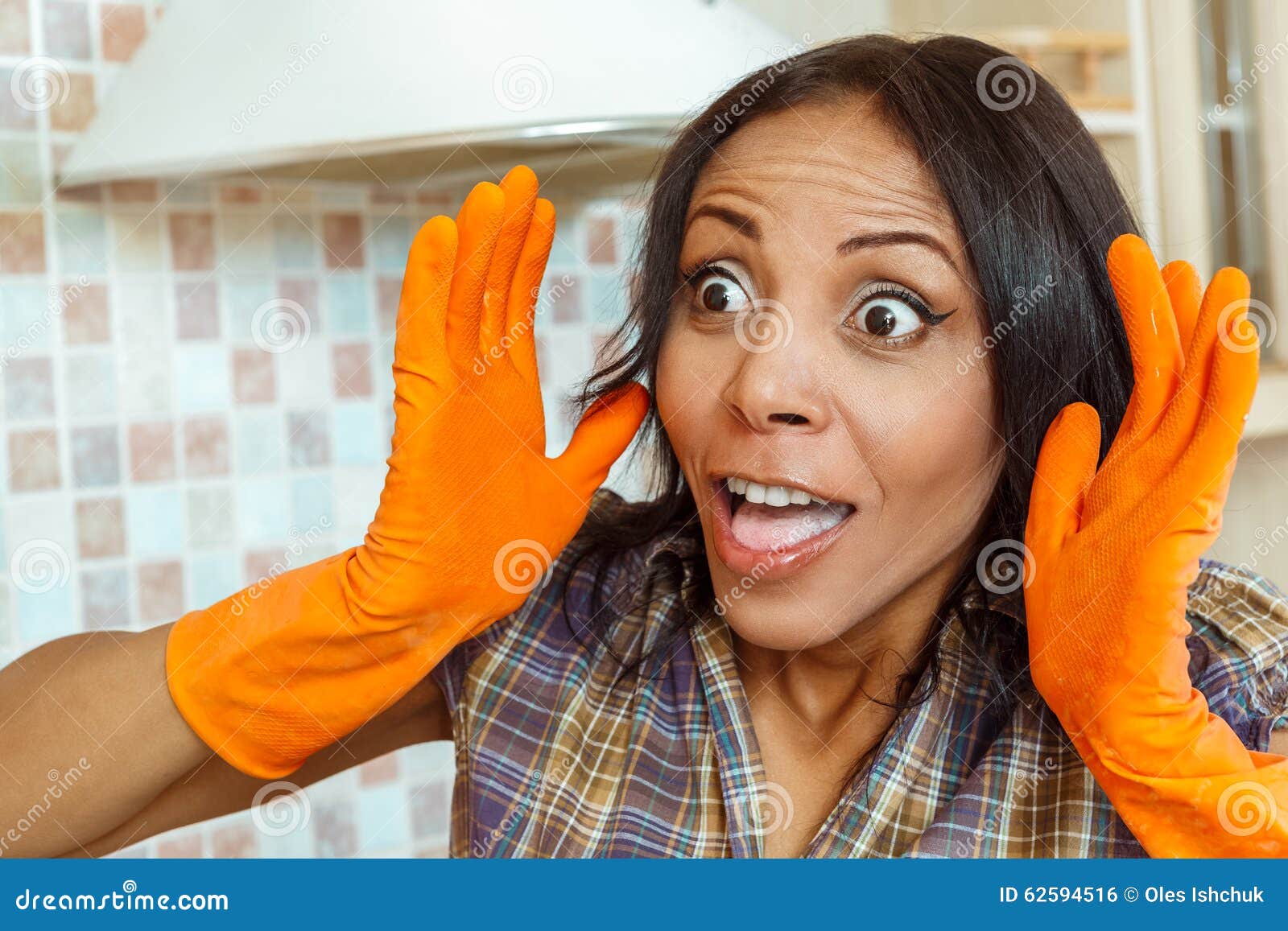 Beautiful Woman Cleaning the Kitchen . Stock Photo - Image of beautiful ...