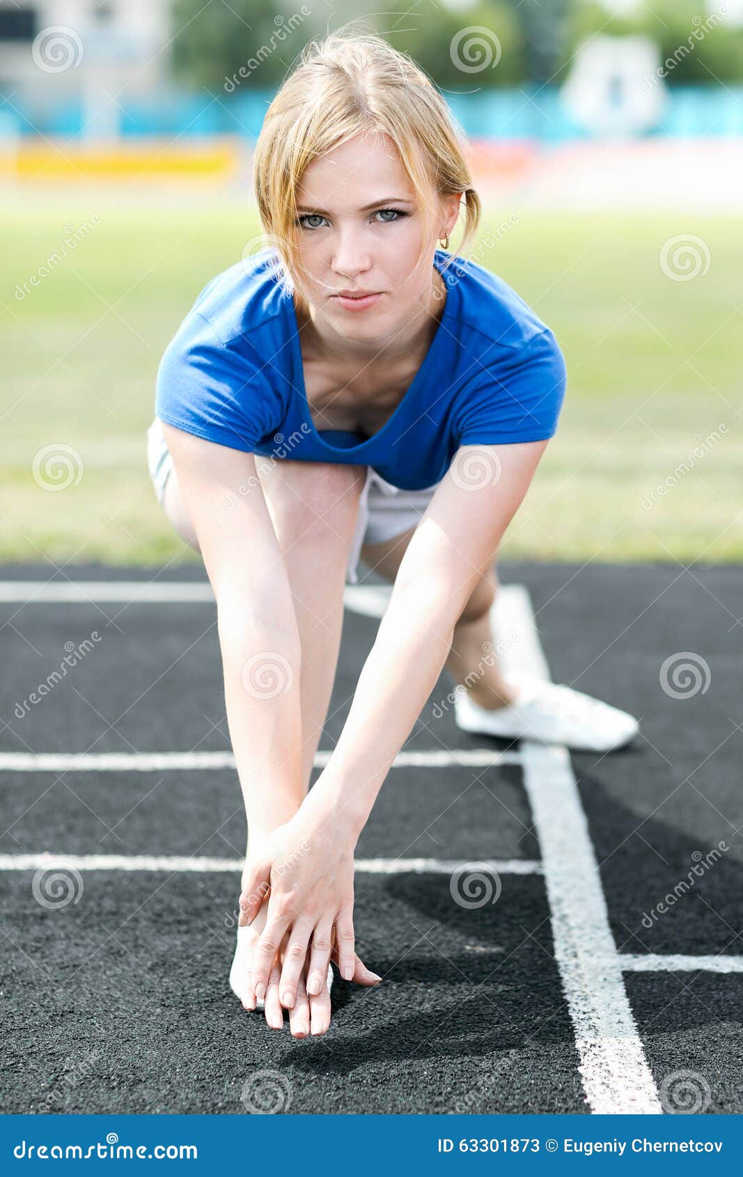 Beautiful Woman Doing Core Workout at a Stadium Stock Image - Image of ...