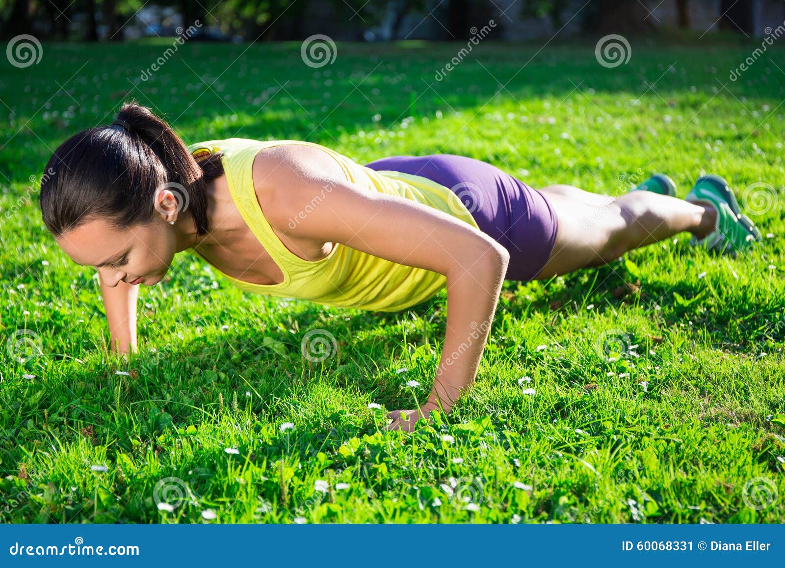 Beautiful Woman Doing Push Up Exercise in Park Stock Image - Image of ...