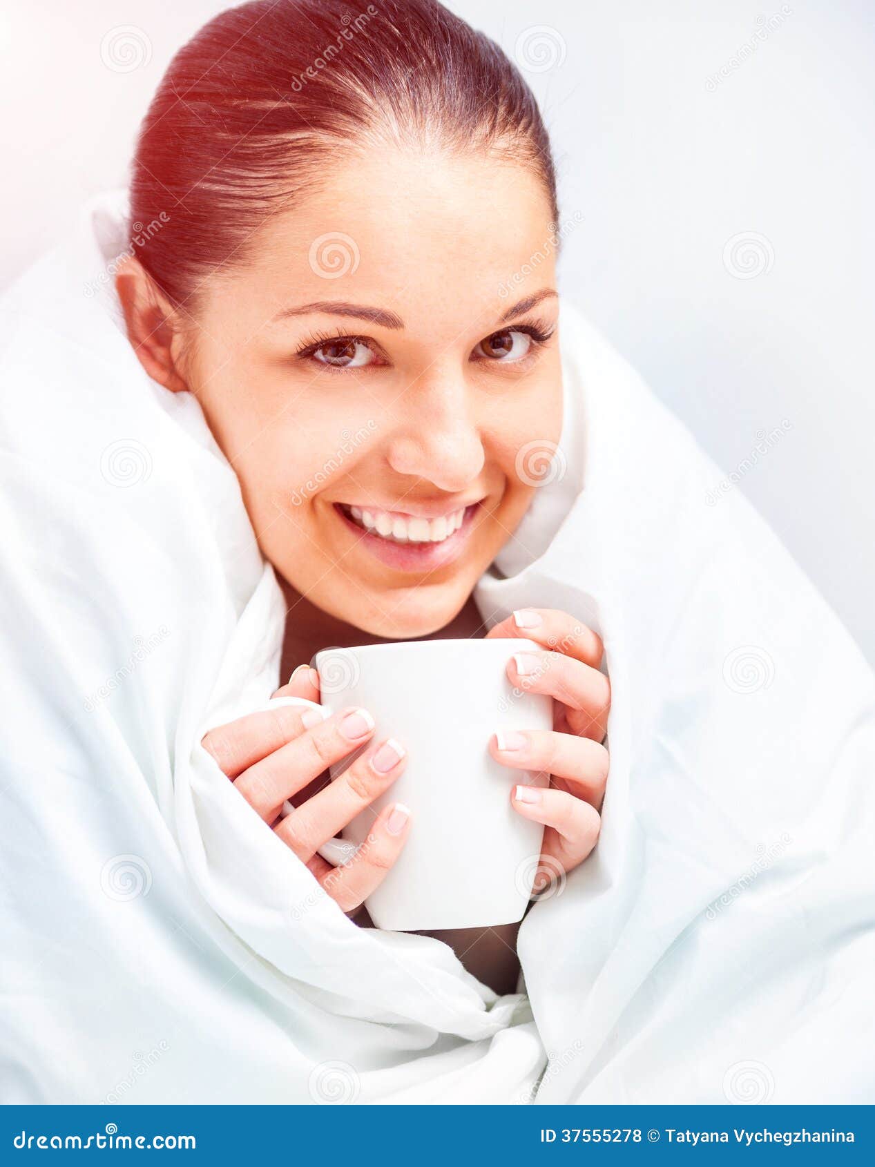Beautiful Woman Drinking Tea Stock Photo - Image of home, adult: 37555278