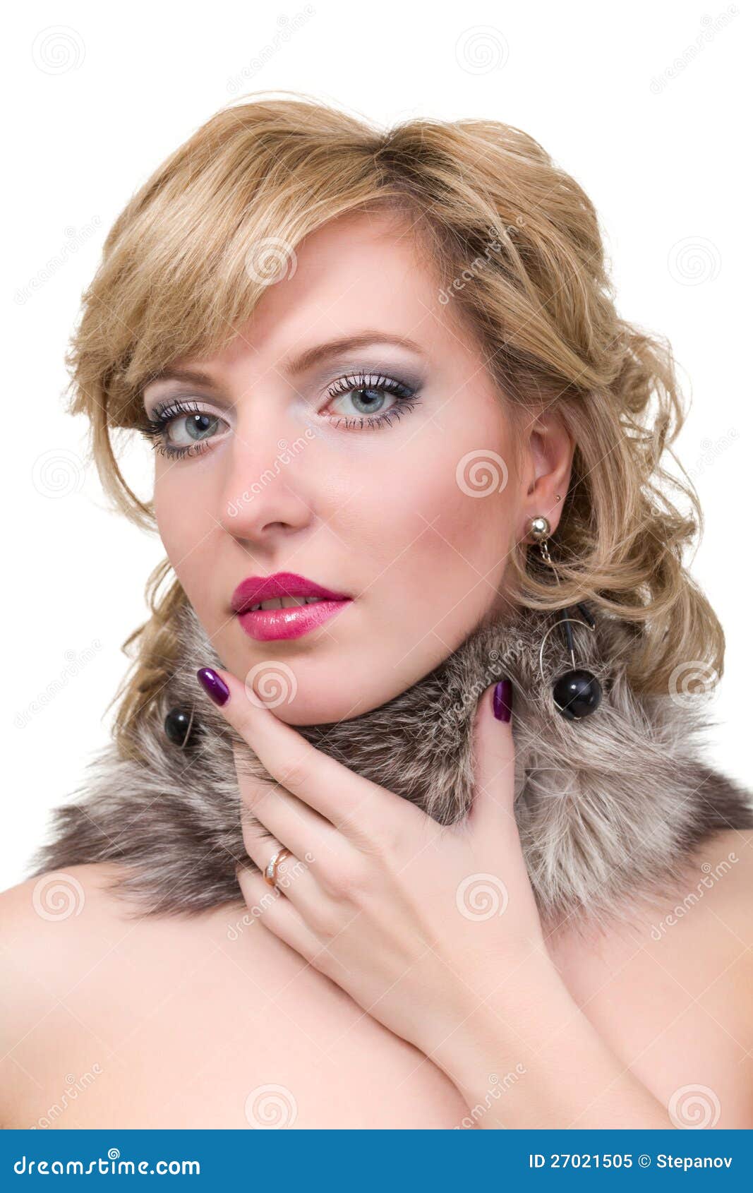 Beautiful woman with fur stock image. Image of adult - 27021505