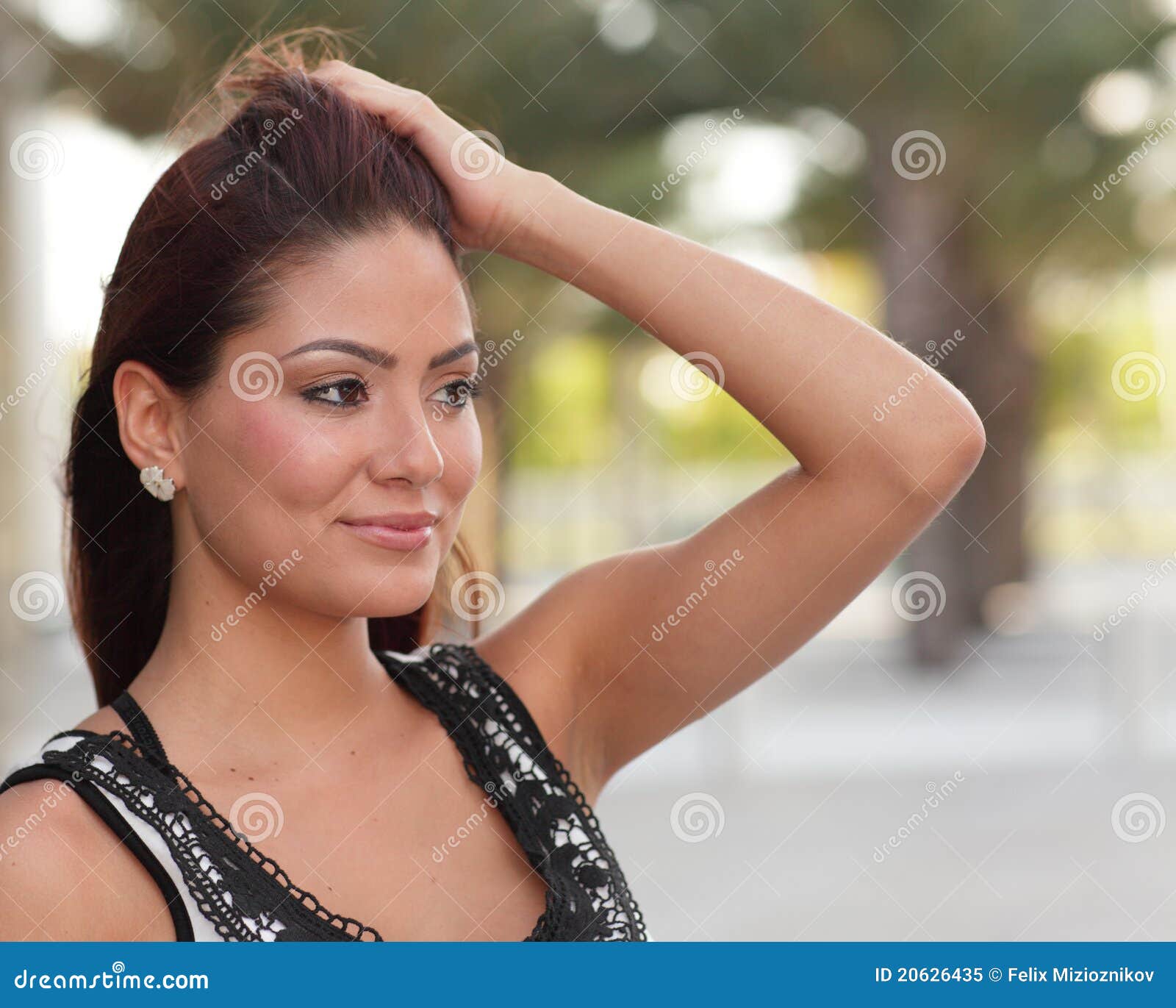 Beautiful Woman Glancing Stock Image Image Of Attractive 20626435