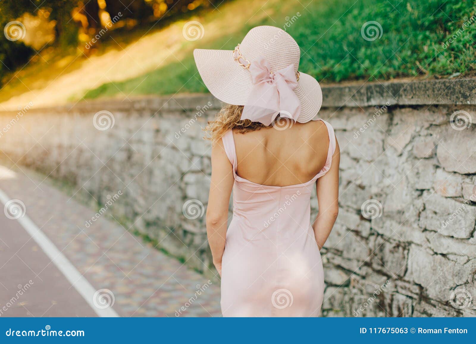 Beautiful woman in hat stock image. Image of head, cute - 117675063