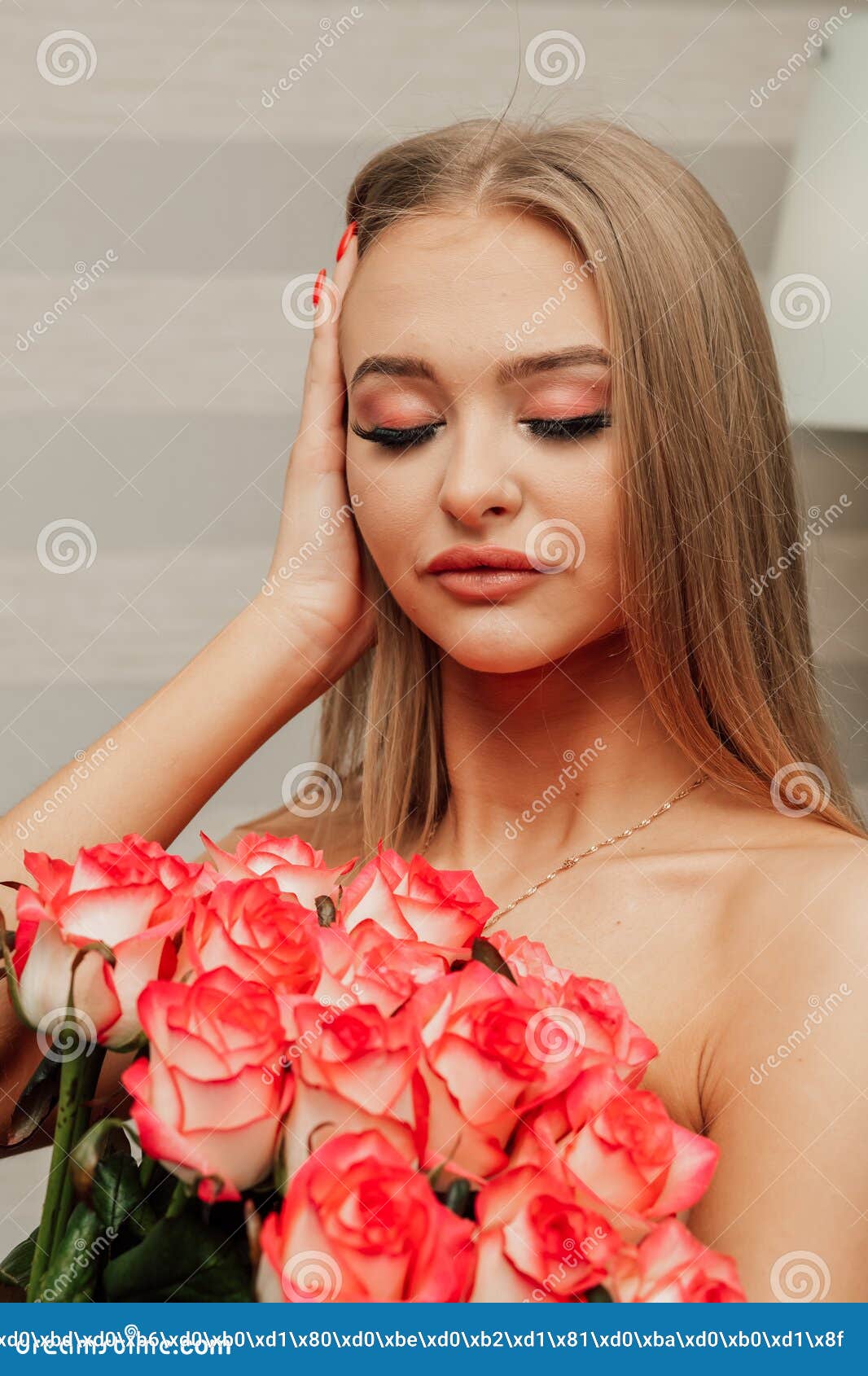 Beautiful Woman With A Large Bouquet Of Roses Attractive Woman Stock