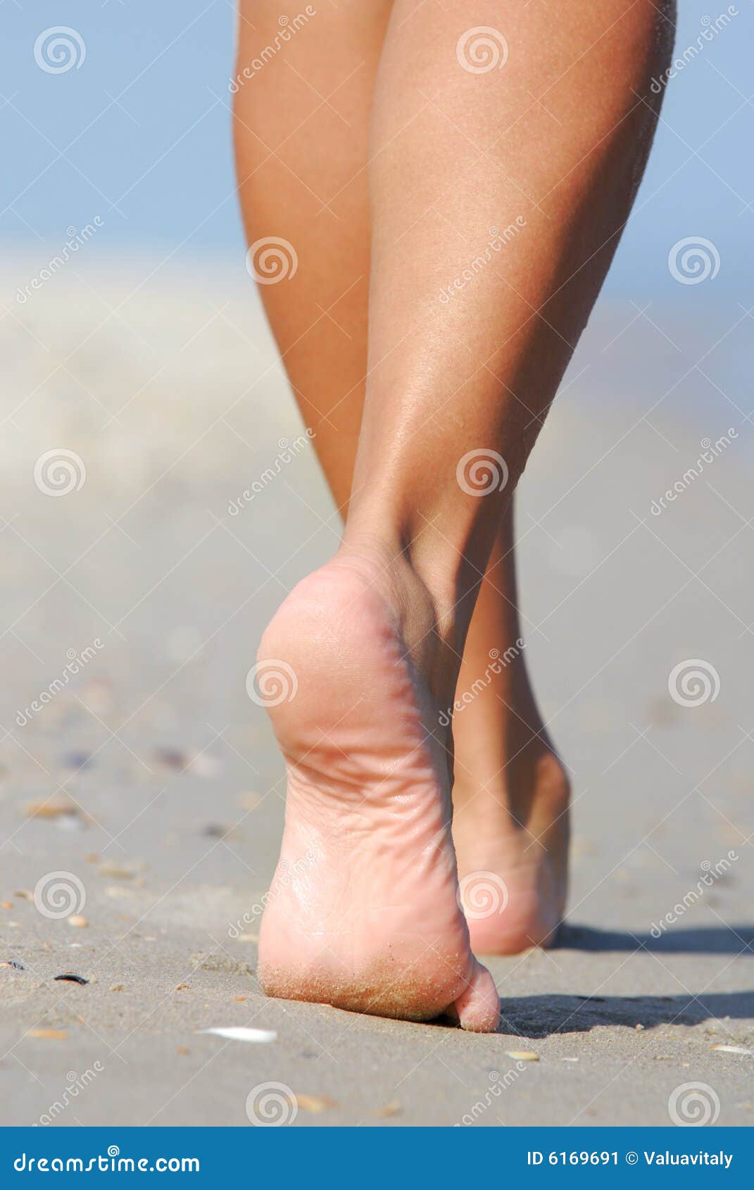 Beautiful woman legs stock image. Image of outdoor, beautiful - 6169691