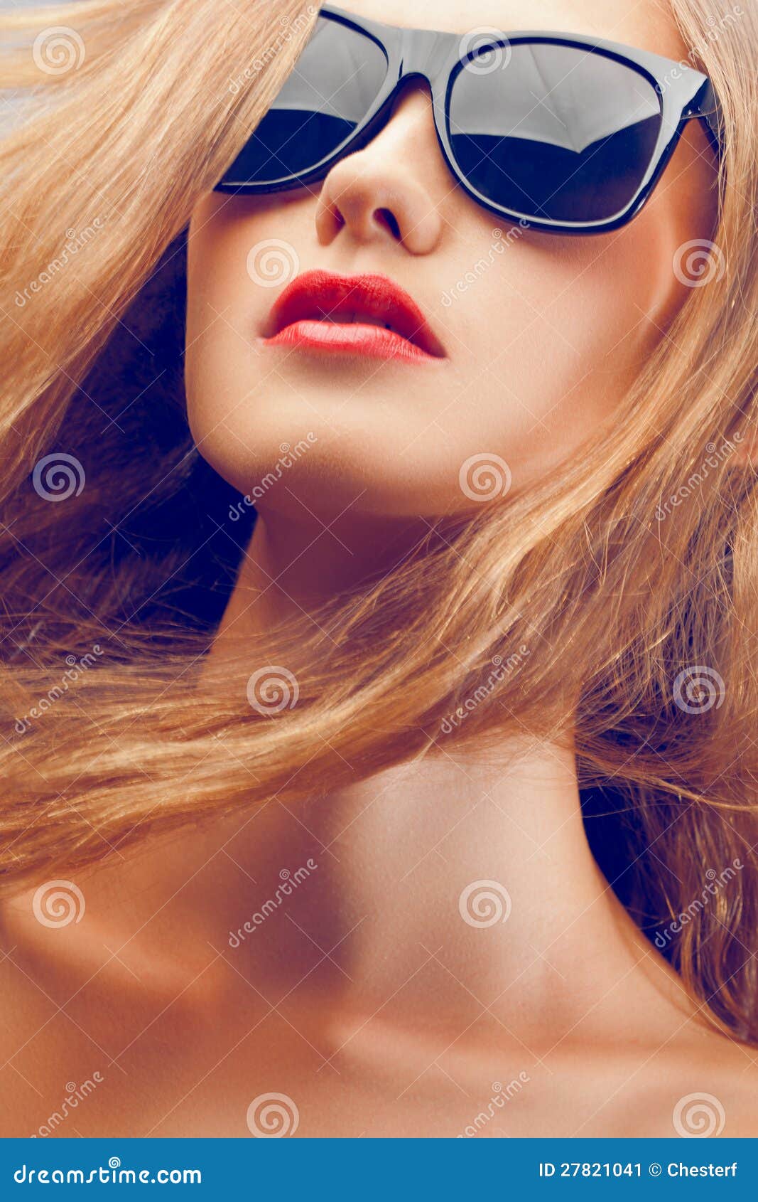Beautiful Woman Portrait Wearing Sunglasses Stock Image Image Of