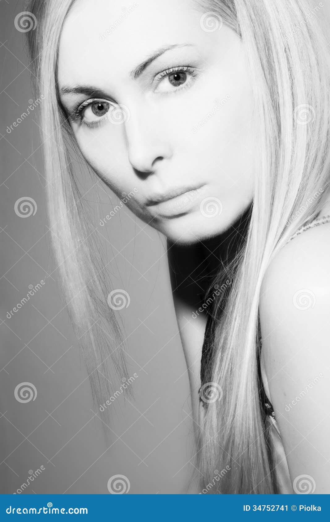 Beautiful Woman Studio Shot Stock Image - Image of gloss, pure: 34752741