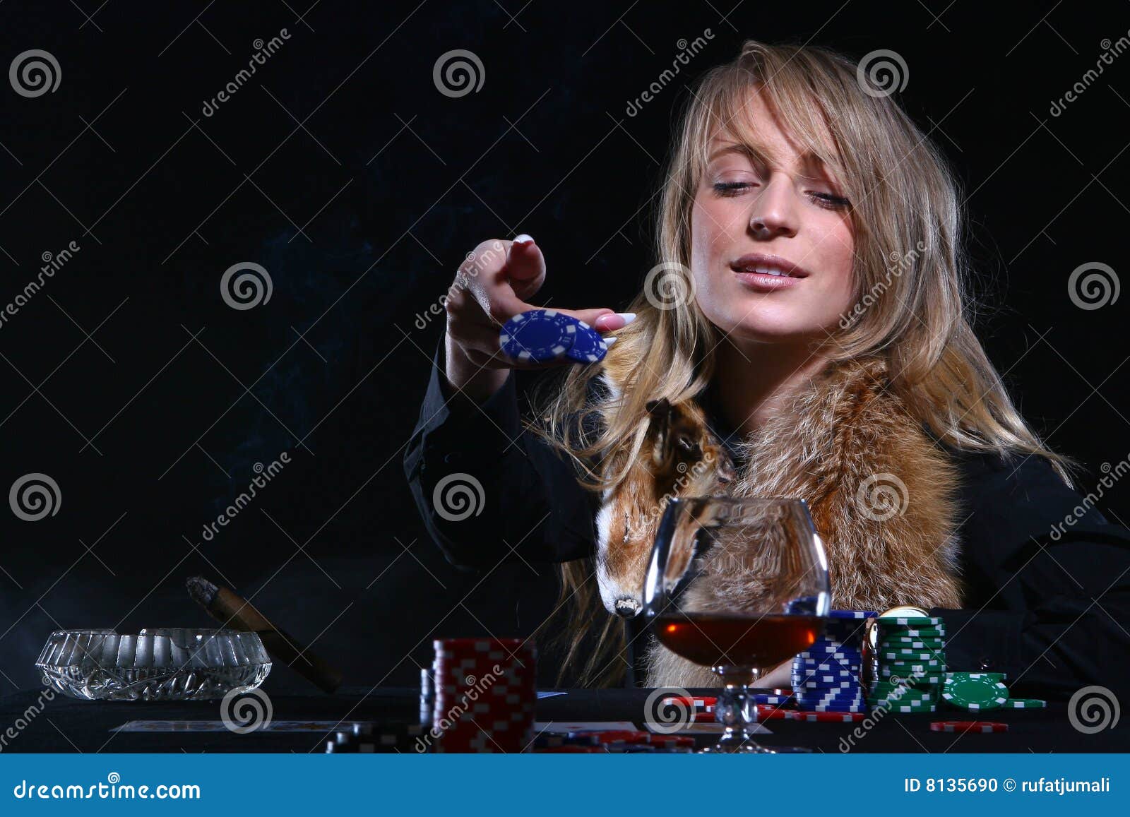 Beautiful Woman Who Playing Poker Stock Photo - Image of hobby, points ...