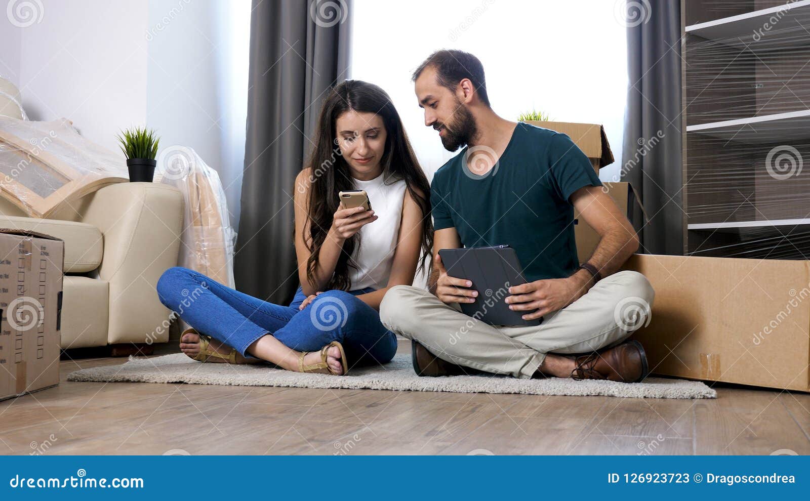 Beautiful Young Couple Just Moved in New Flat Stock Image - Image of ... Beautiful Young Couple Just Moved in New Flat Stock Image - Image of ...
