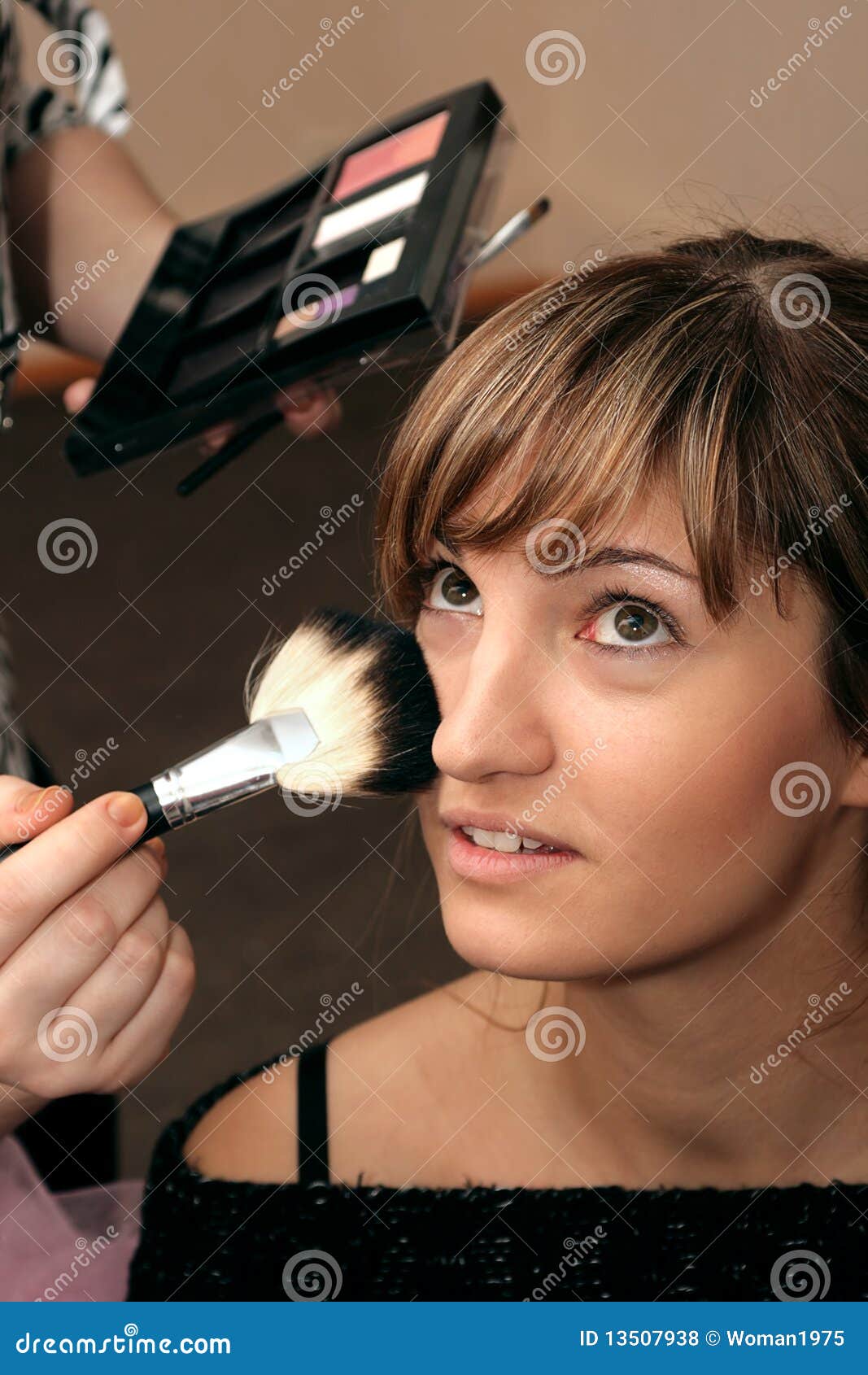 Beautiful Young Girl Doing Makeup Stock Photo - Image of girl ...