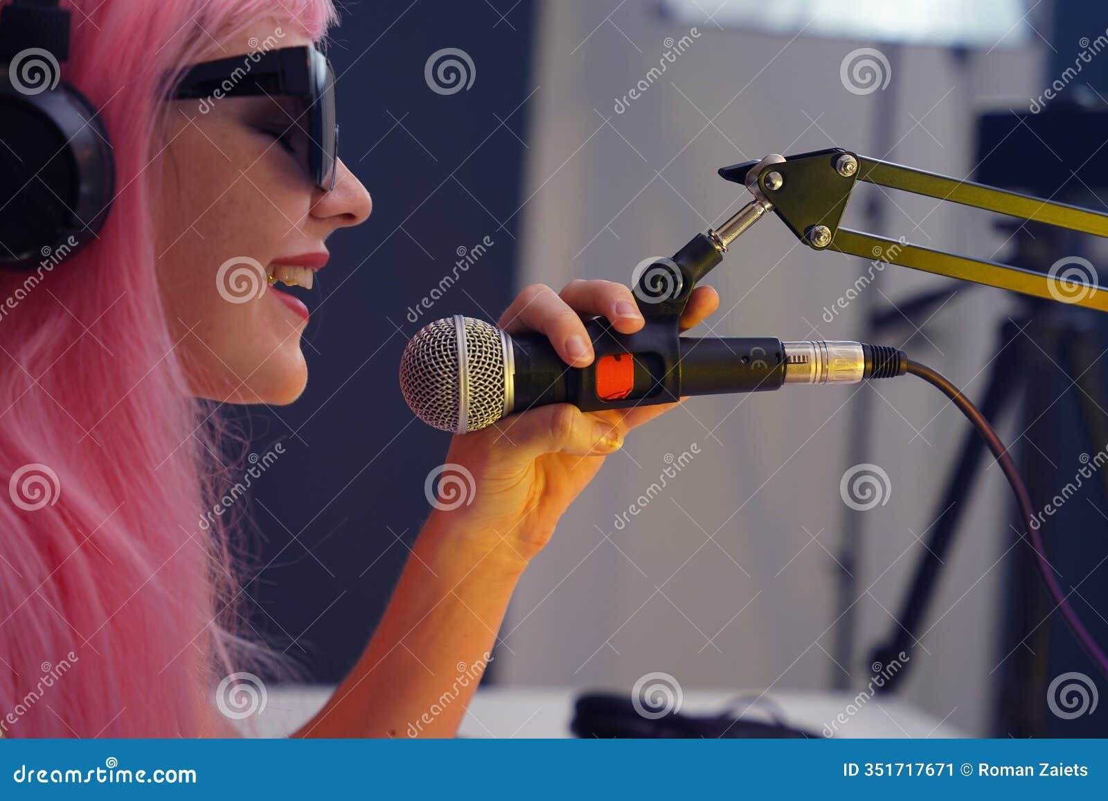 Beautiful Young Singer and Musician Broadcast from Her Home Studio ...