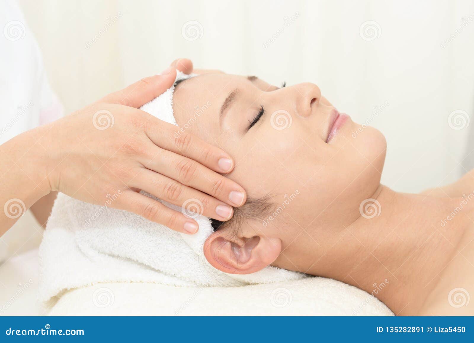 Beautiful Young Woman Receiving Facial Massage Stock Image Image Of