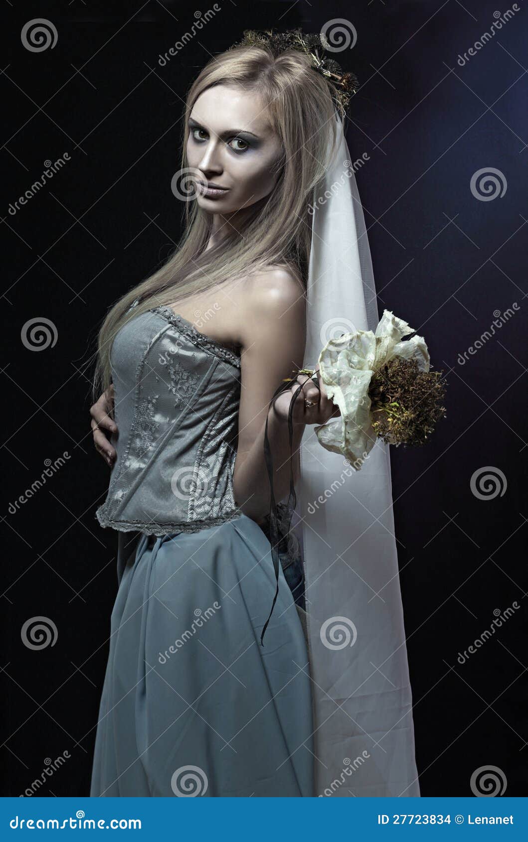 Beautiful Zombie Corpse Bride Stock Photo - Image of fear, face: 27723834