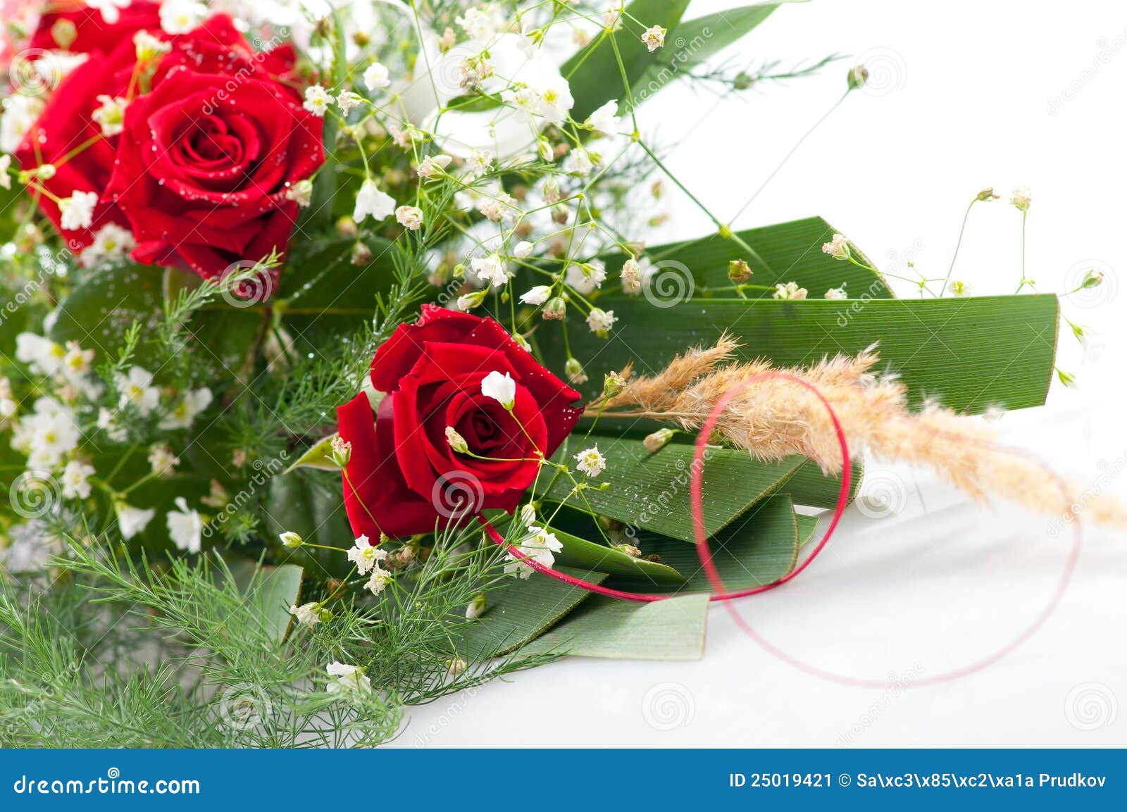 Beautifully Arranged Bouquet of Roses Stock Image - Image of card ...