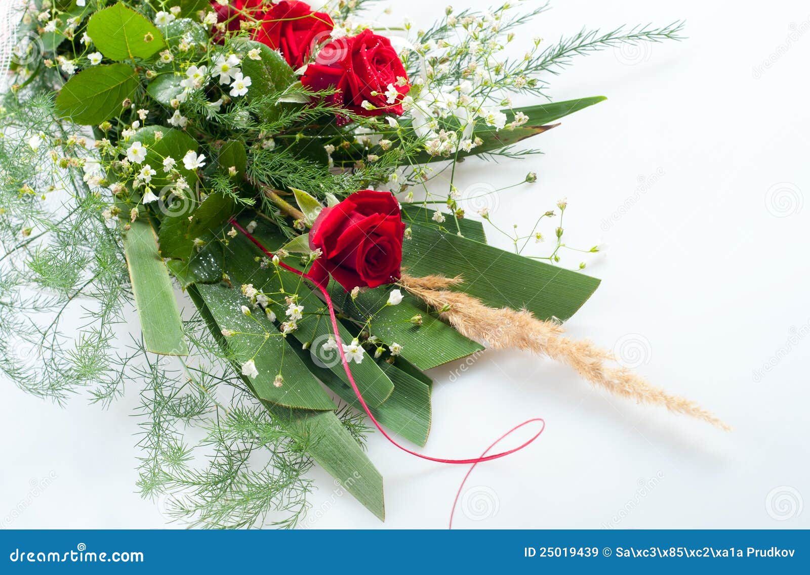 Beautifully Arranged Bouquet of Roses Stock Image - Image of card, gift ...