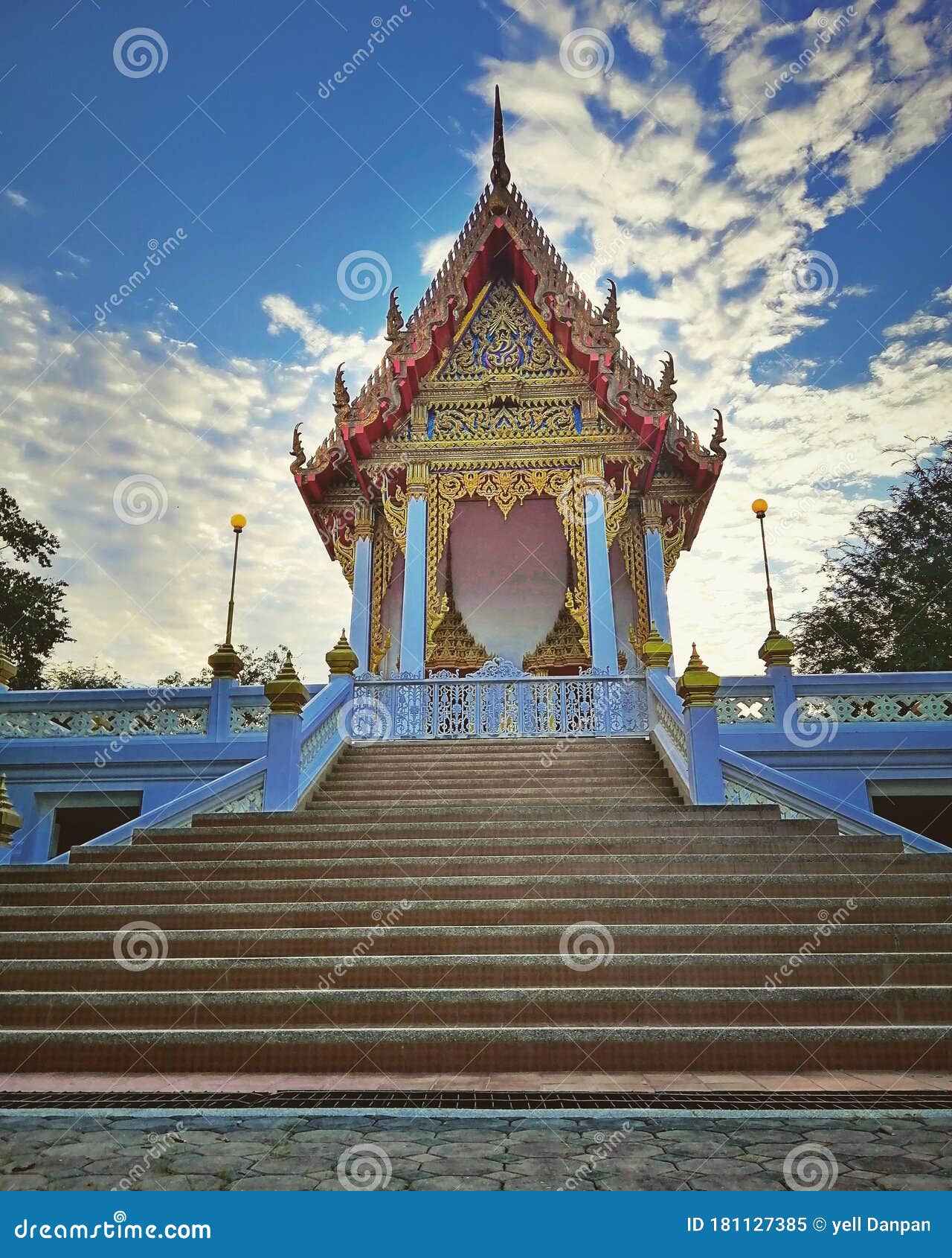 The Beautifully Designed Cobra Head Temple At Pidurangala In Sri Lanka ...