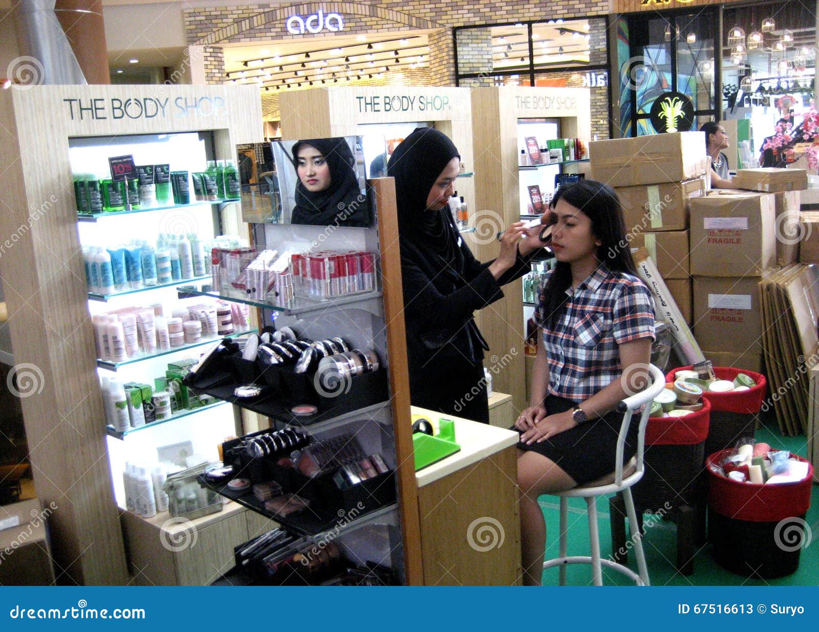 Beauty advisor editorial stock photo. Image of java, central - 67516613